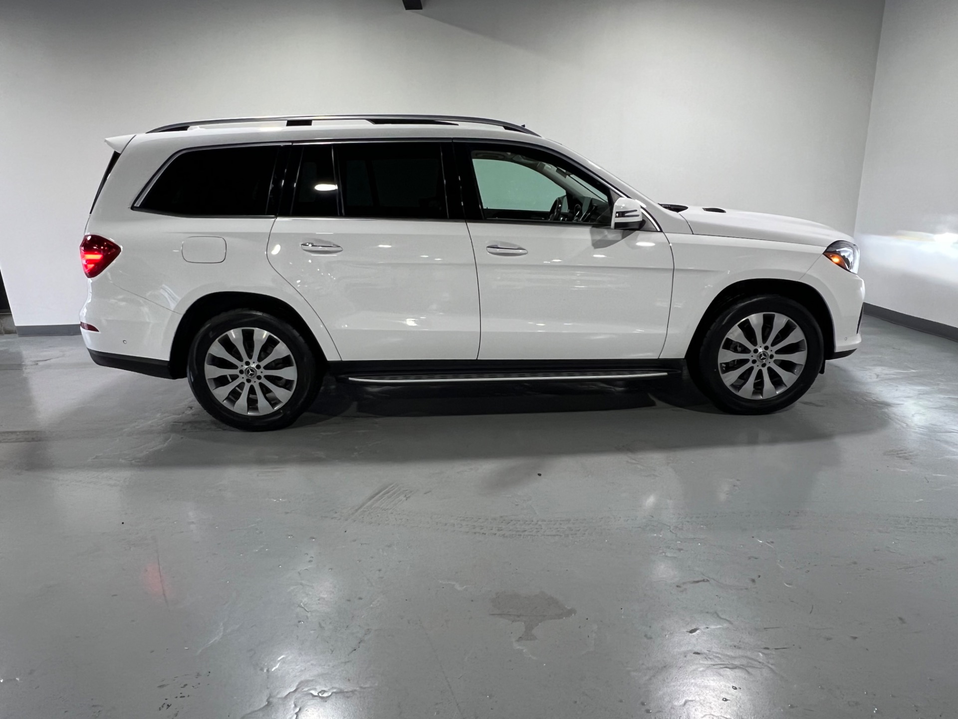 Used 2018 Polar White Mercedes-Benz GLS 450 awd GLS 450 For Sale (Sold ...