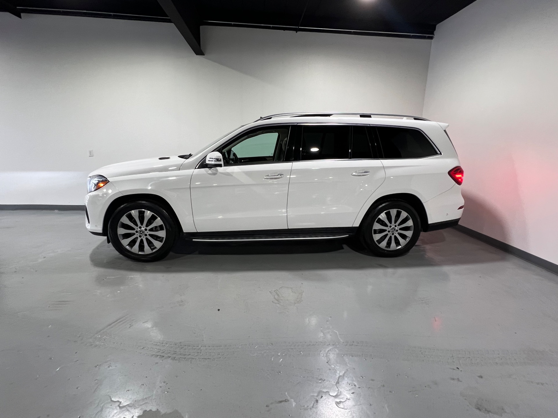 Used 2018 Polar White Mercedes-Benz GLS 450 awd GLS 450 For Sale (Sold ...