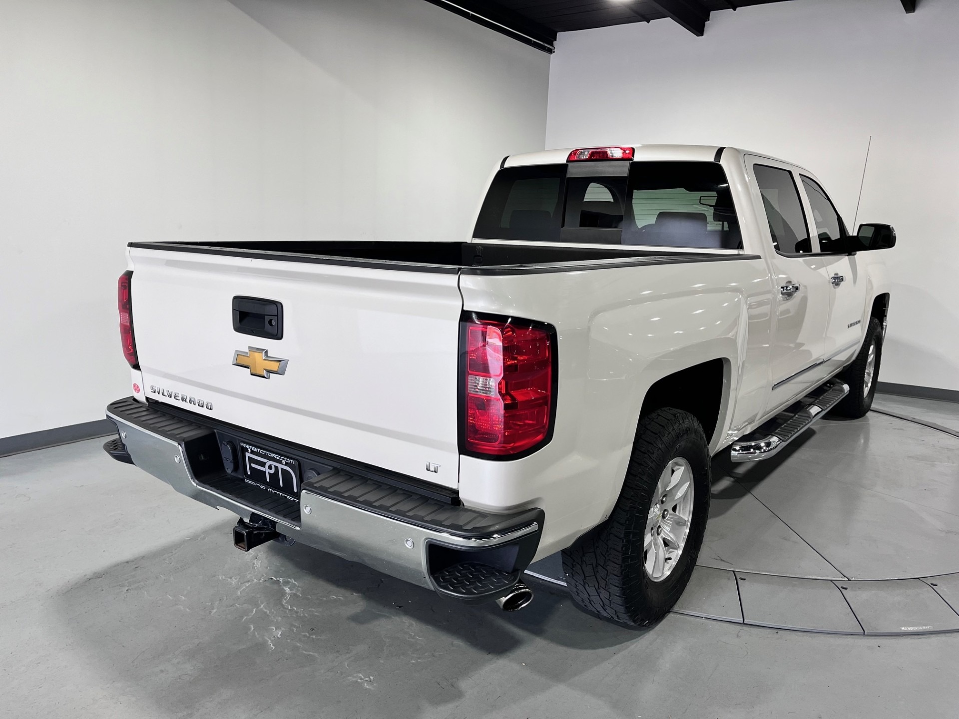 Used 2015 White Diamond Tricoat Chevrolet Silverado 1500 CREW CAB LT ...