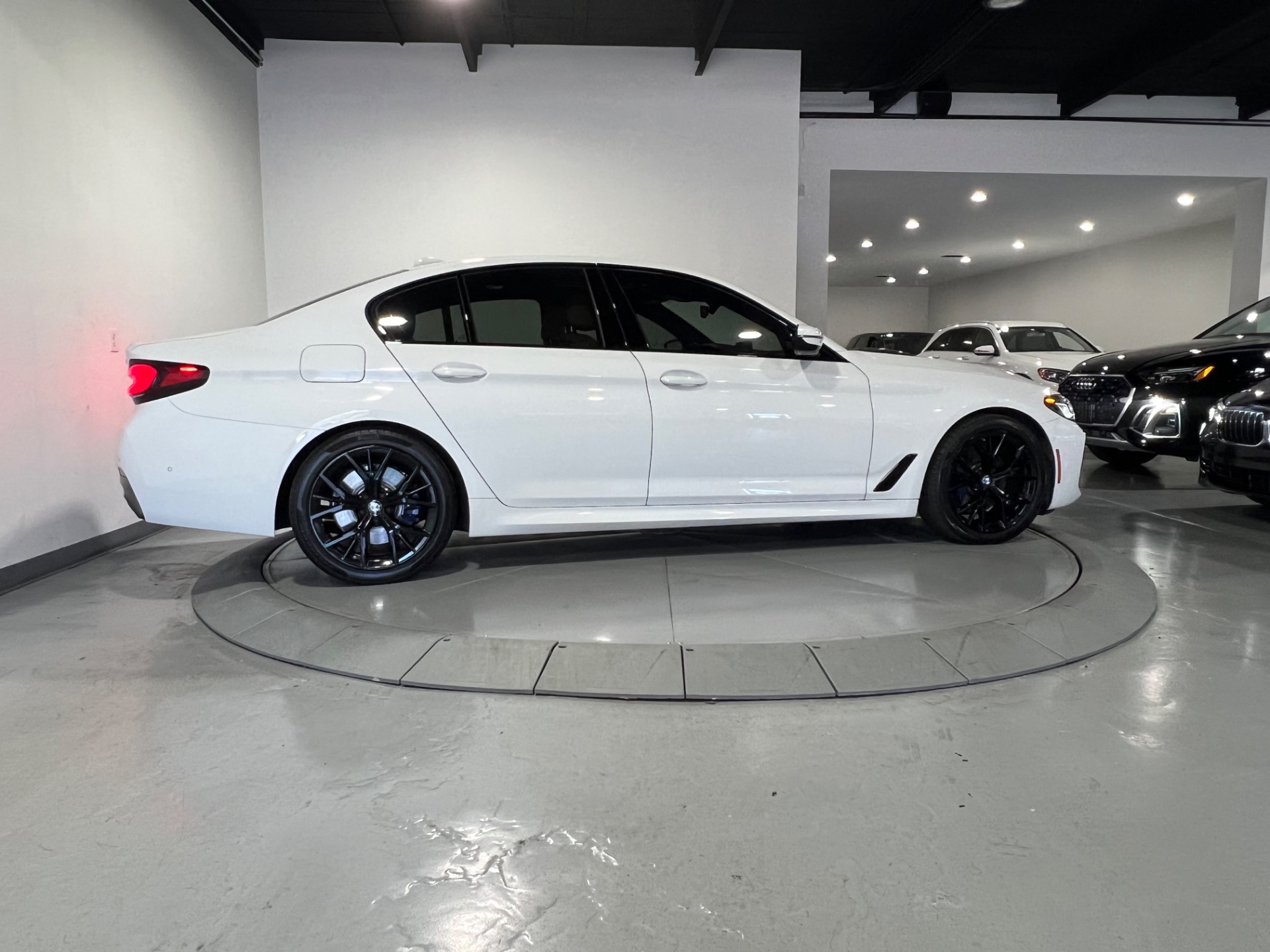 Used 2021 Alpine White BMW 5 Series 530I M SPORT PKG xDrive AWD 530i xDrive For Sale (Sold ...