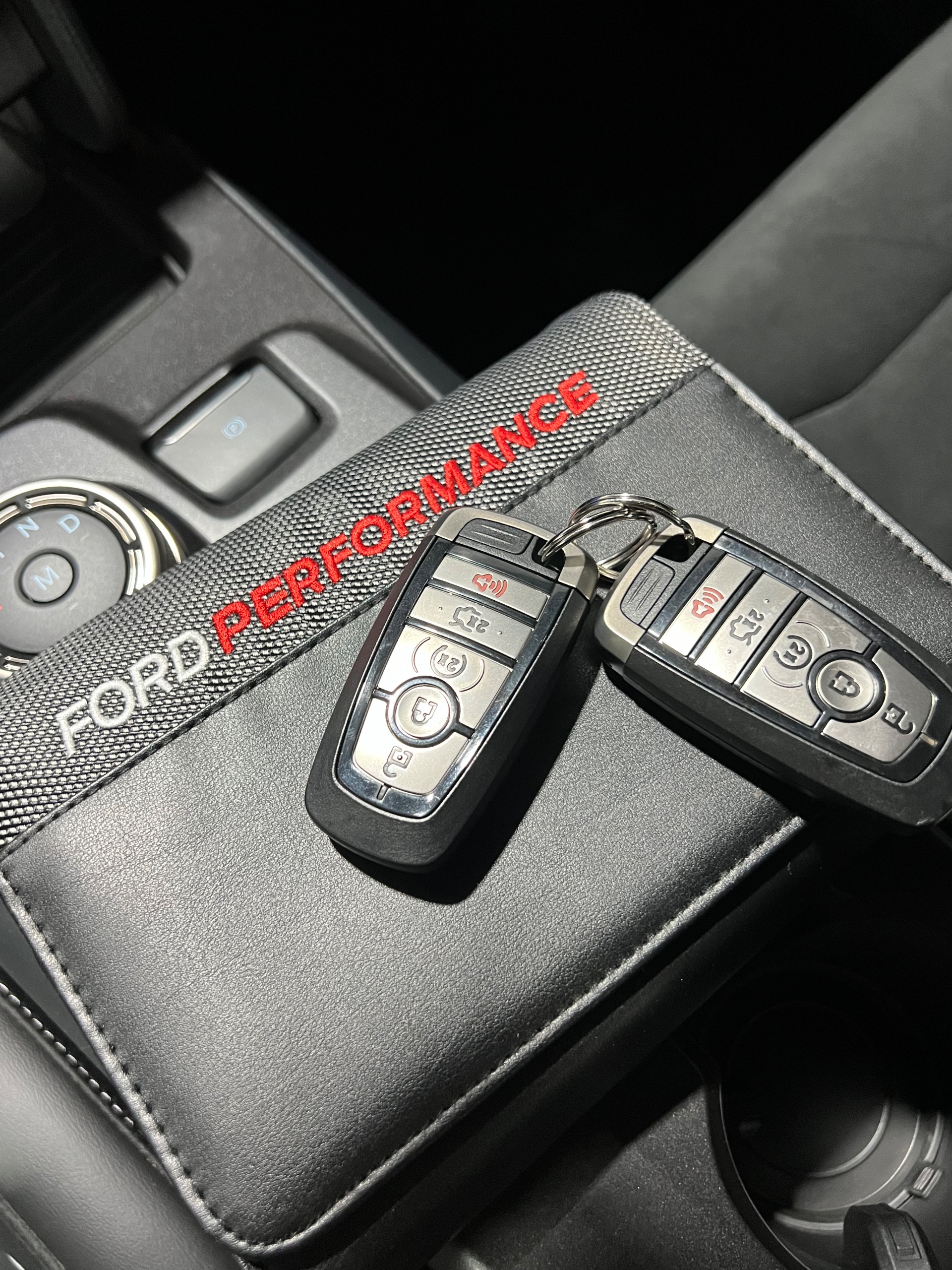 Used 2020 Shadow Black Ford Mustang SHELBY GT500 FASTBACK 2DR COUPE ...