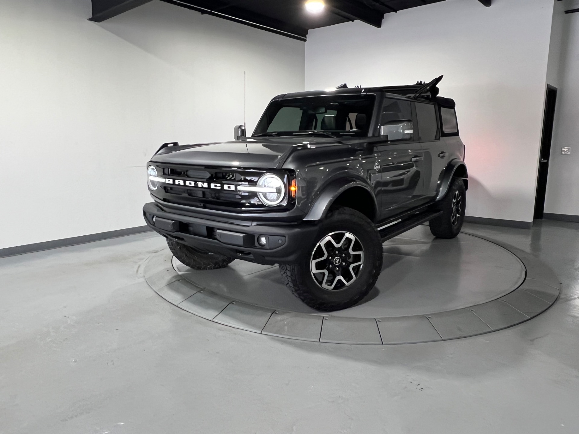 Used 2022 Carbonized Gray Ford Bronco Outer Banks V6 Twin Turbo 4x4 ...