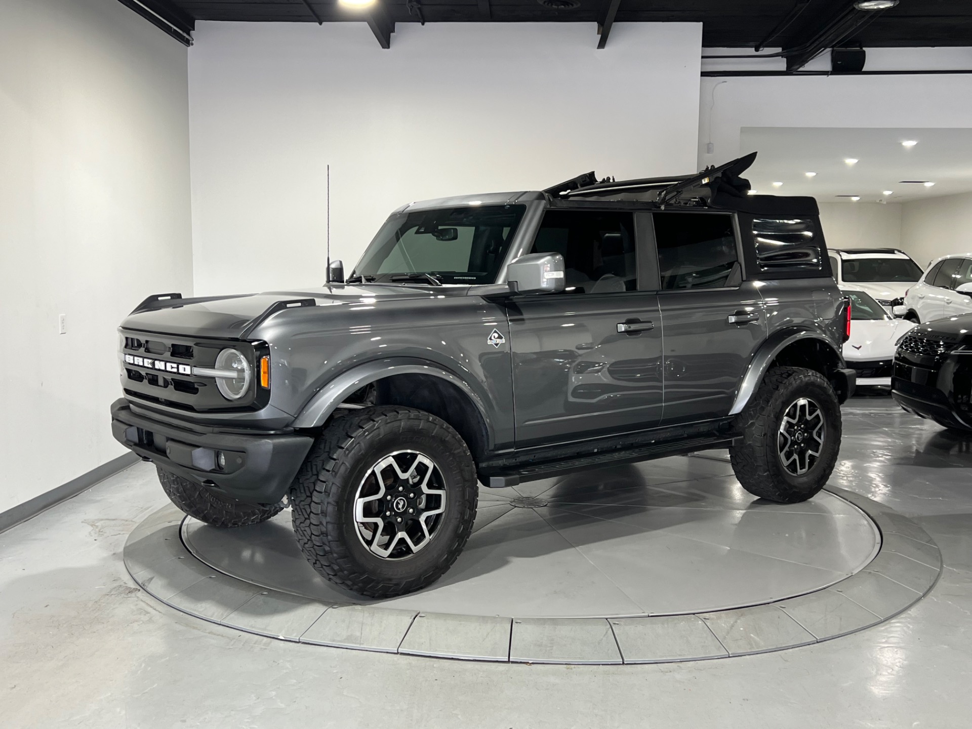 Used 2022 Carbonized Gray Ford Bronco Outer Banks V6 Twin Turbo 4x4 ...