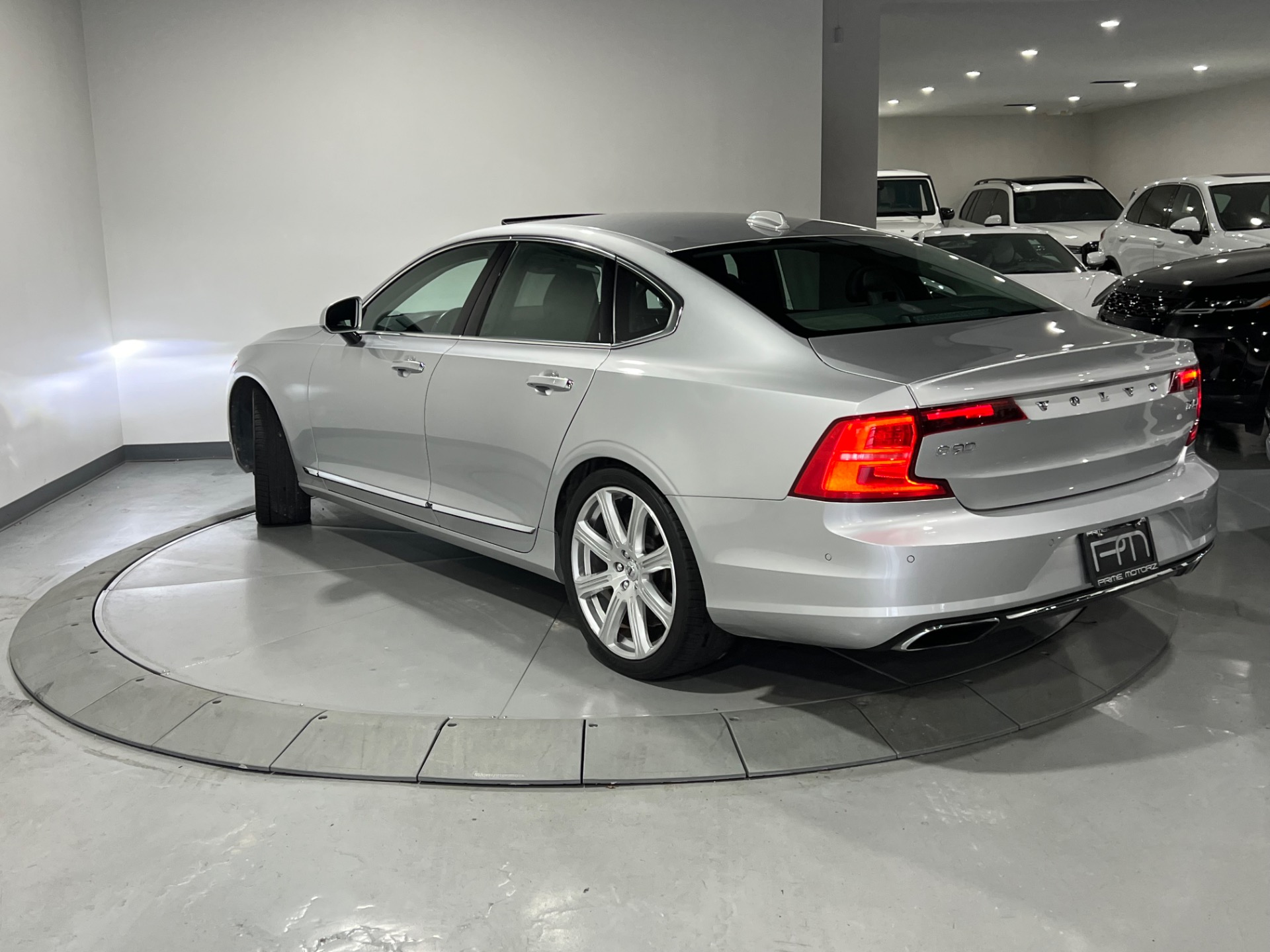Used 2017 Bright Silver Metallic Volvo S90 T6 INSCRIPTION AWD T6 ...