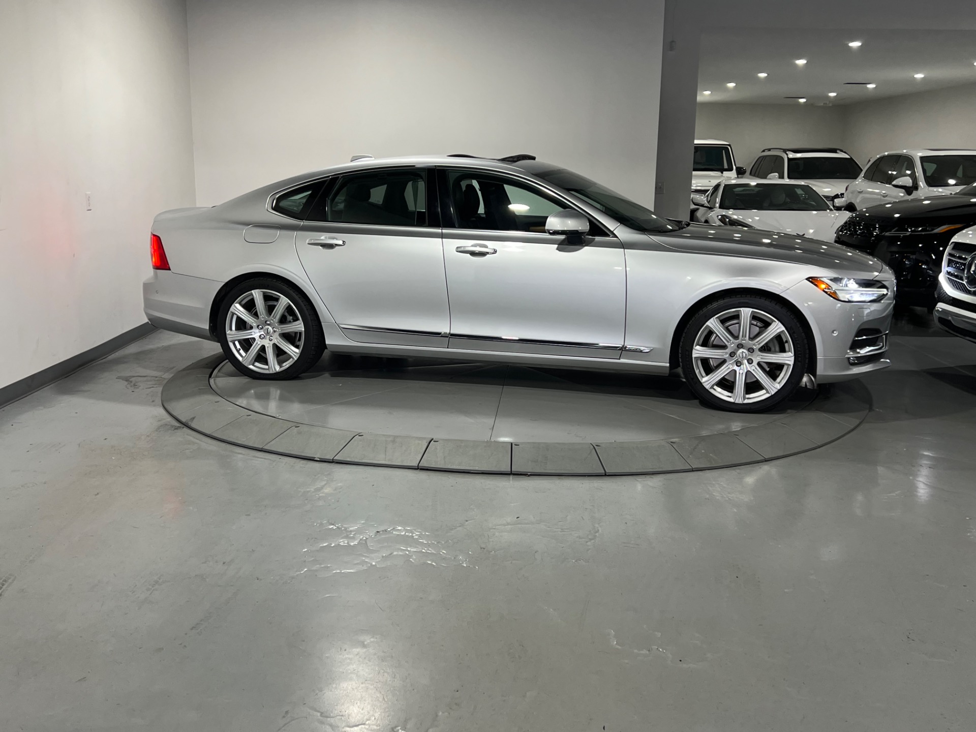 Used 2017 Bright Silver Metallic Volvo S90 T6 INSCRIPTION AWD T6 ...