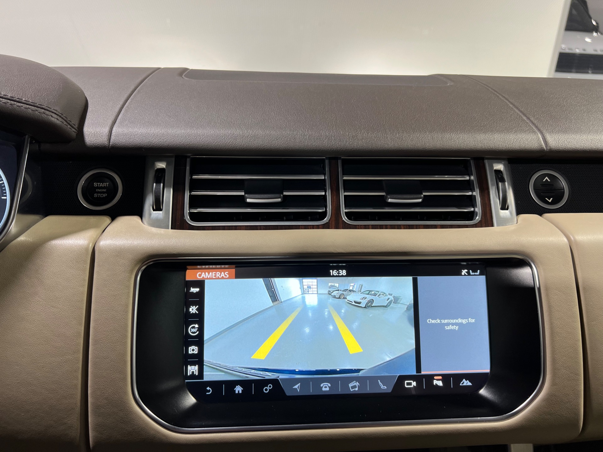 Used 2017 Loire Blue Metallic Land Rover Range Rover HSE 4DR SUV AWD ...