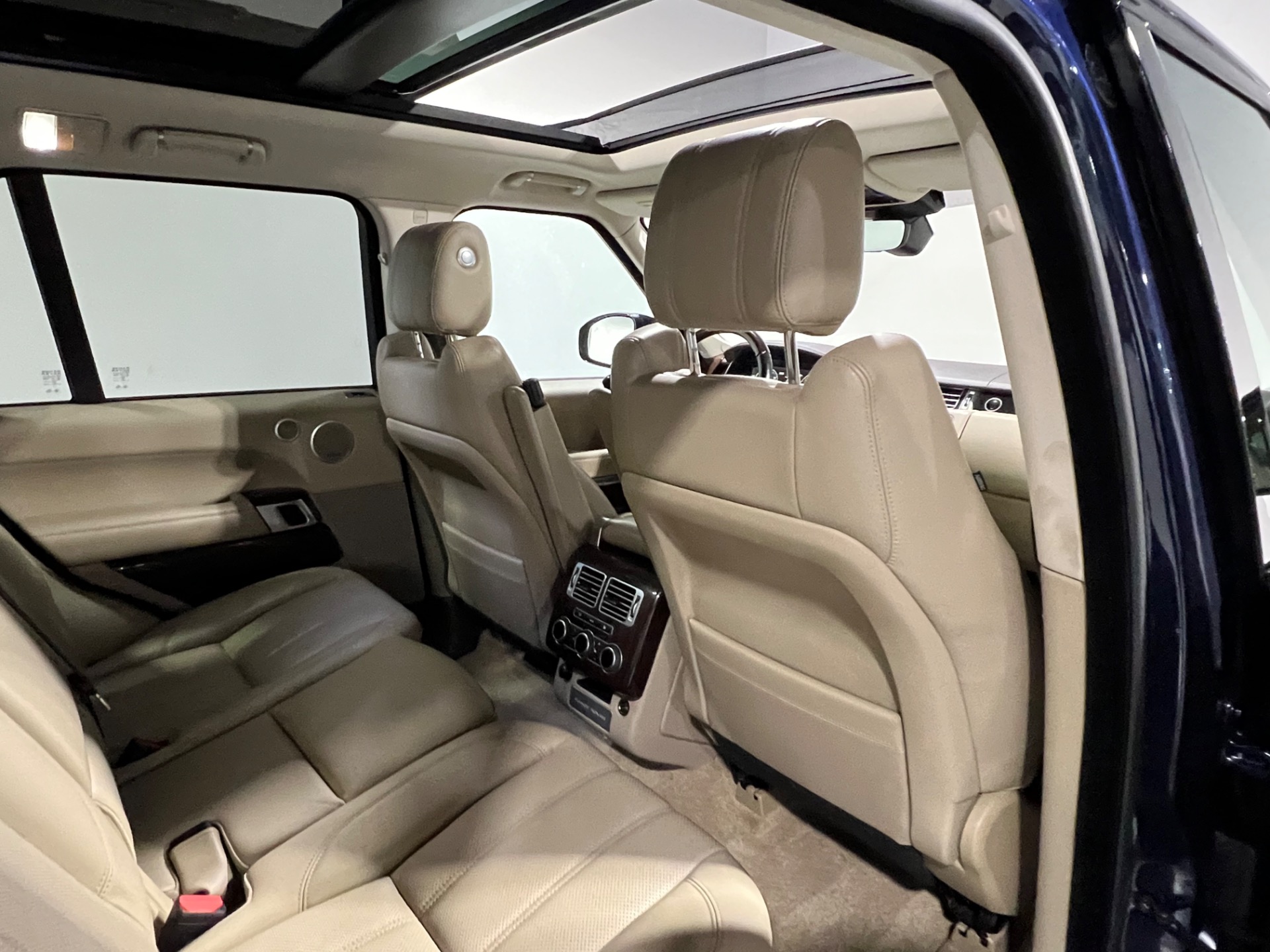 Used 2017 Loire Blue Metallic Land Rover Range Rover HSE 4DR SUV AWD ...