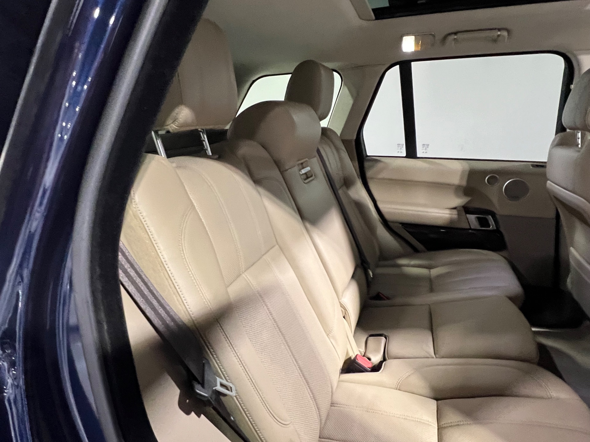 Used 2017 Loire Blue Metallic Land Rover Range Rover HSE 4DR SUV AWD ...