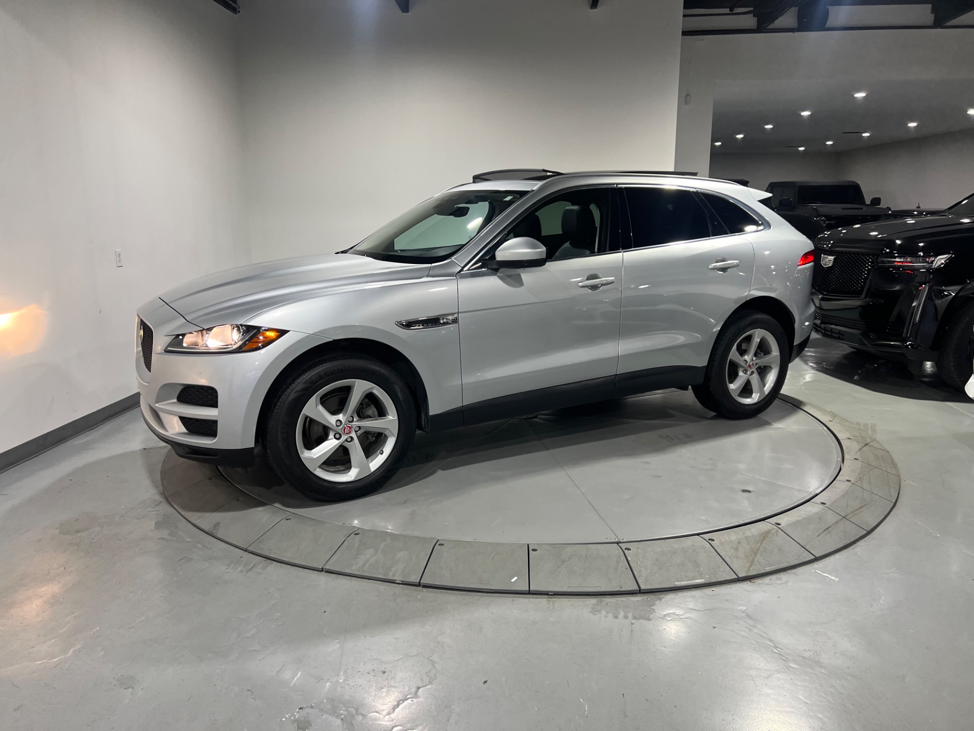 Used 2020 Indus Silver Metallic Jaguar F-PACE 25T PREMIUM 4DR SUV AWD 25t Premium For Sale (Sold ...