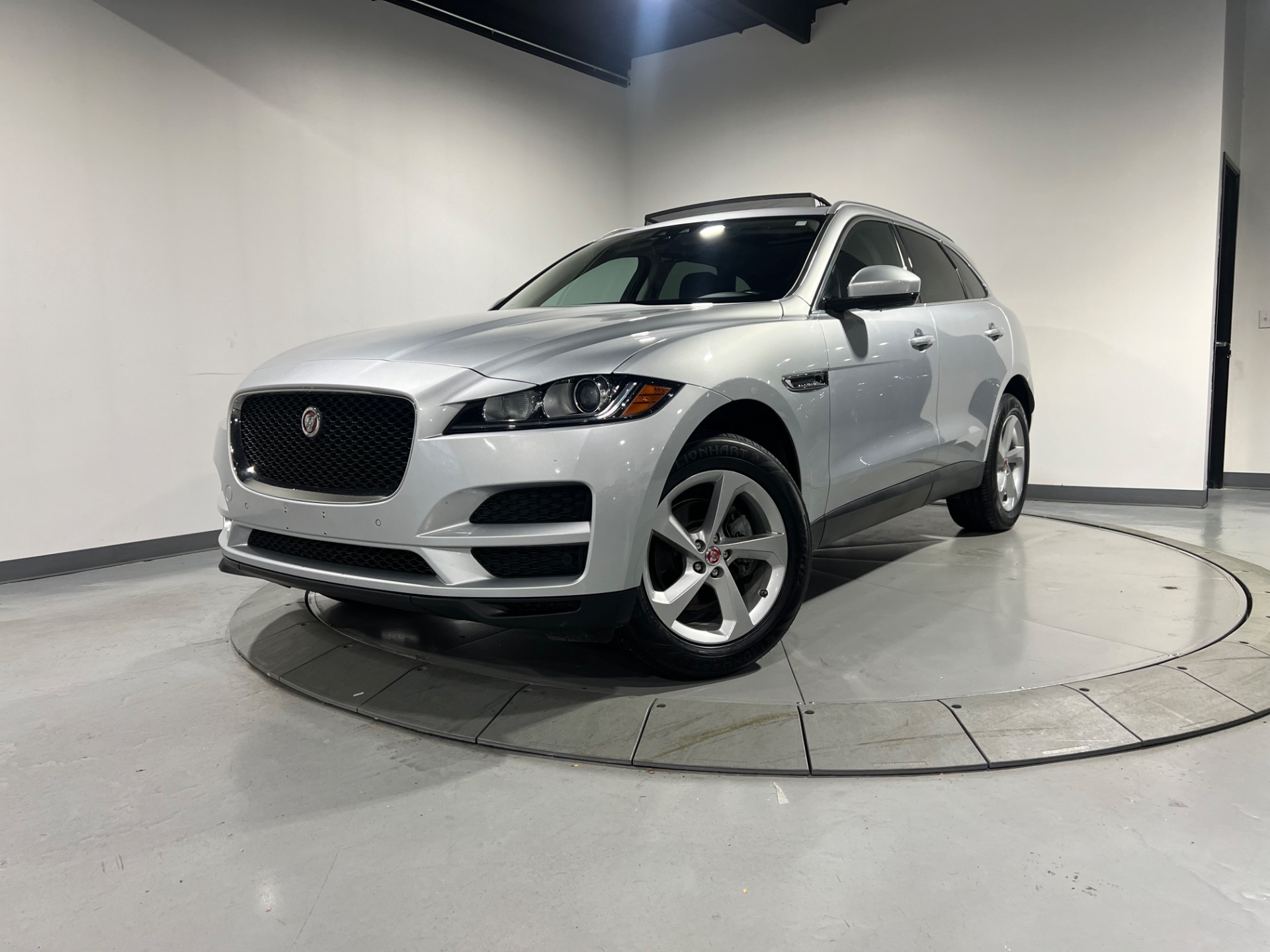 Used 2020 Indus Silver Metallic Jaguar F-PACE 25T PREMIUM 4DR SUV AWD 25t Premium For Sale (Sold ...