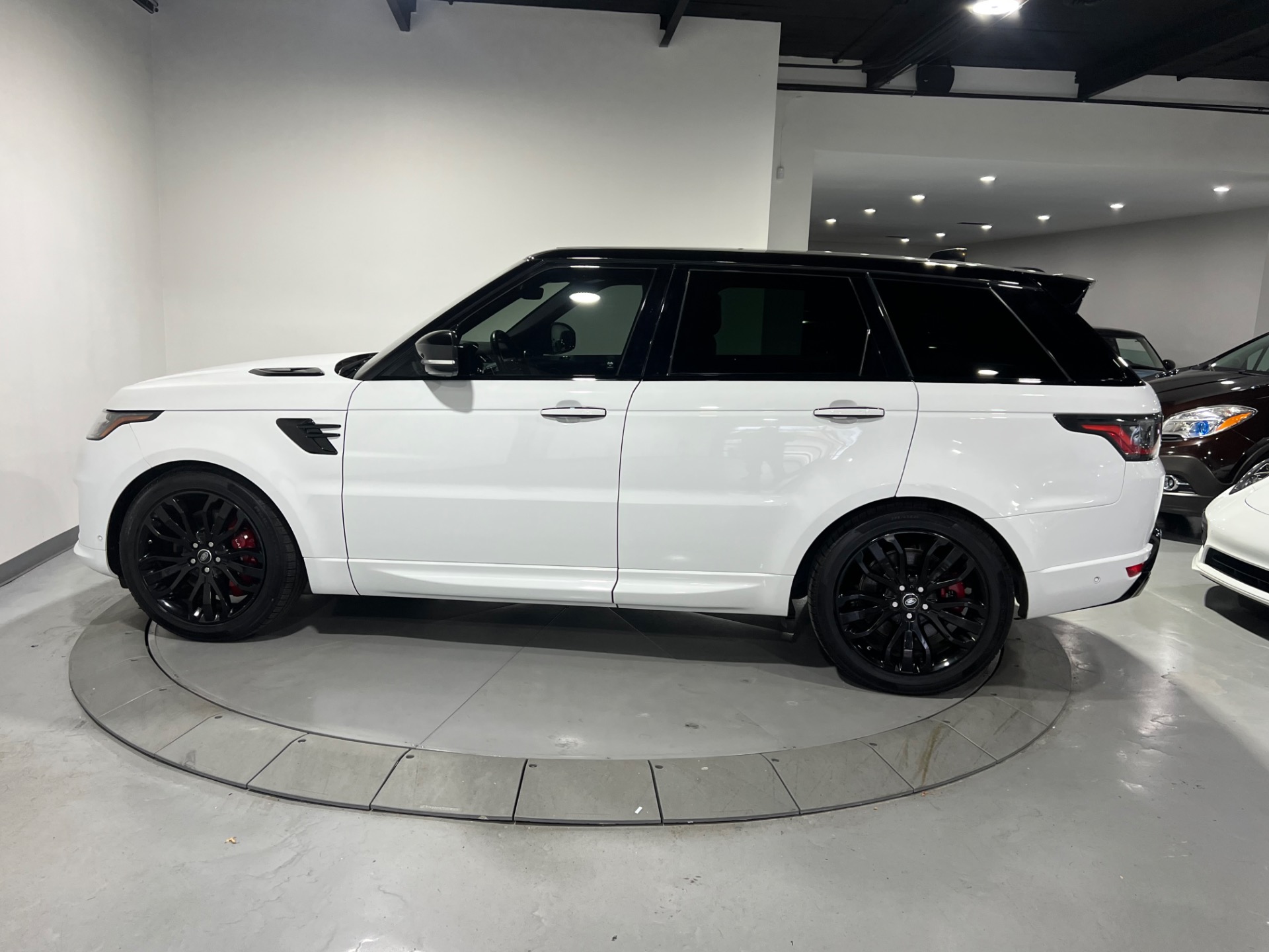 Used 2019 Fuji White Land Rover Range Rover Sport HSE Dynamic AWD HSE ...