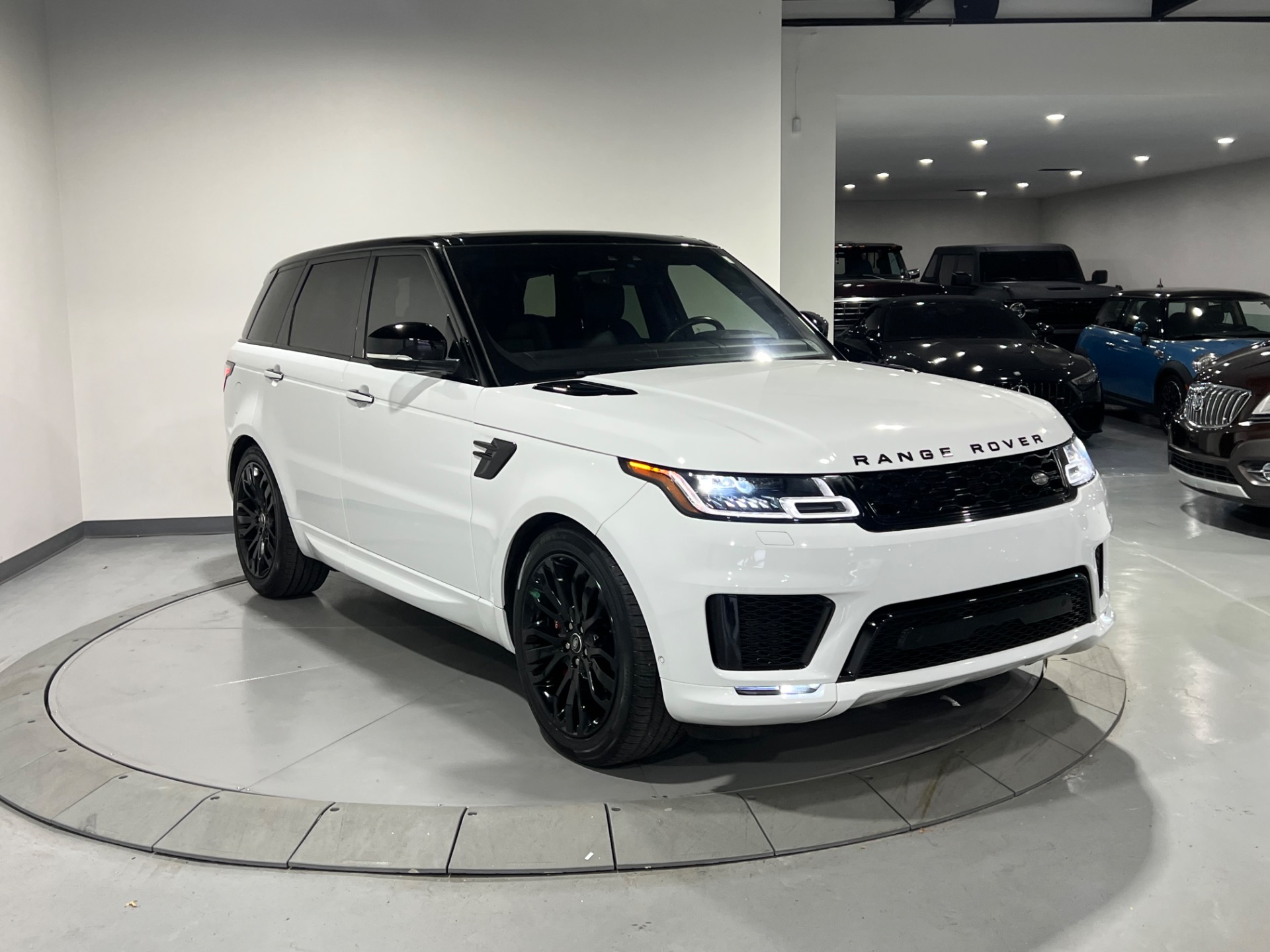 Used 2019 Fuji White Land Rover Range Rover Sport HSE Dynamic AWD HSE ...
