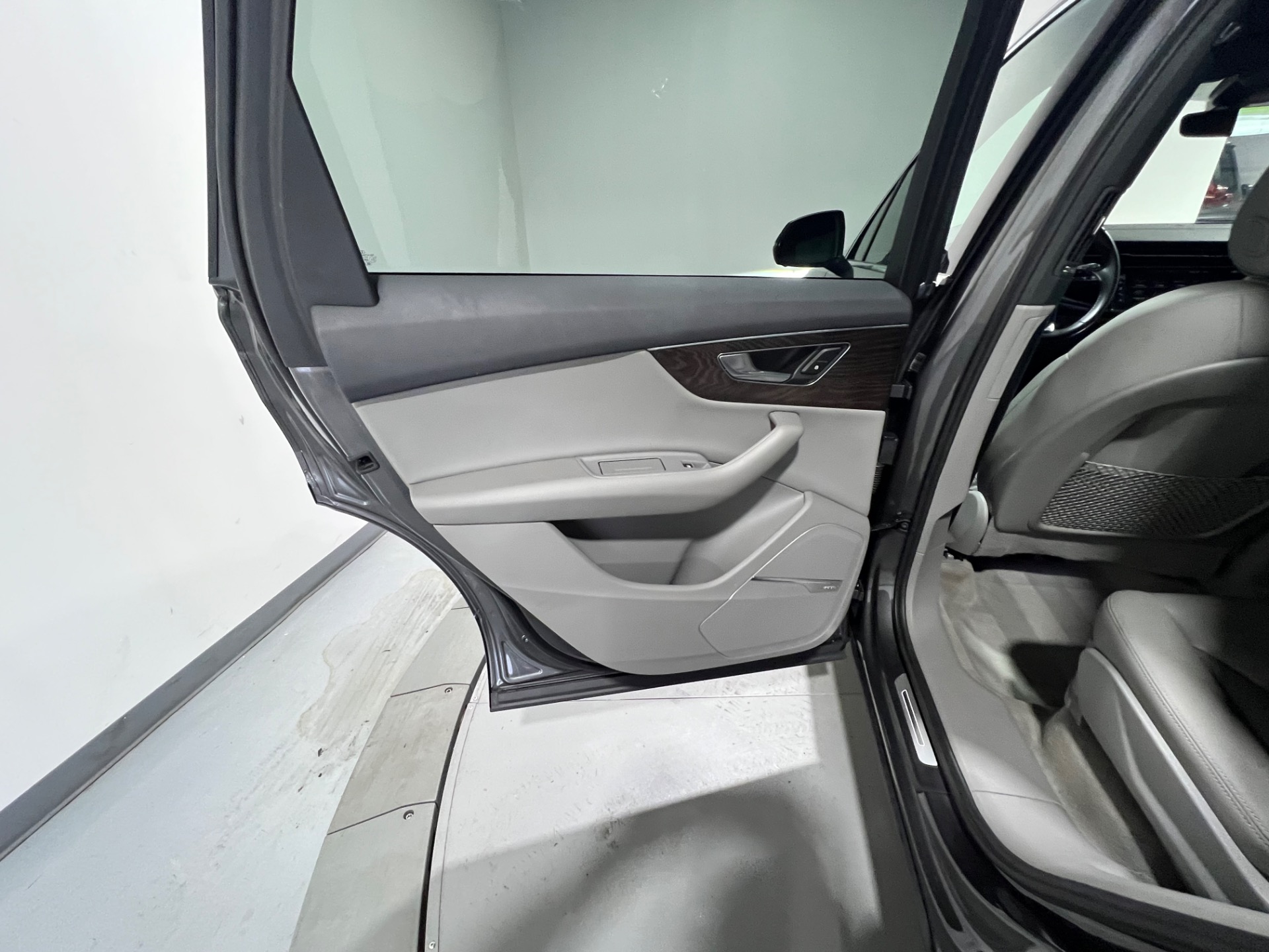 Used 2020 Samurai Gray Metallic Audi Q7 Premium Plus 55 TFSI quattro ...