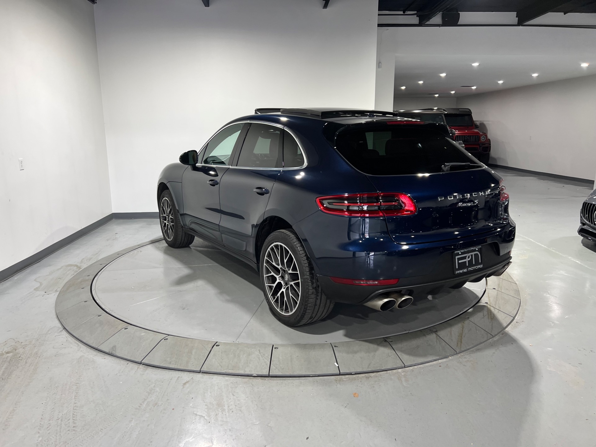 Used 2018 Night Blue Metallic Porsche Macan S AWD * Salvage Title ...