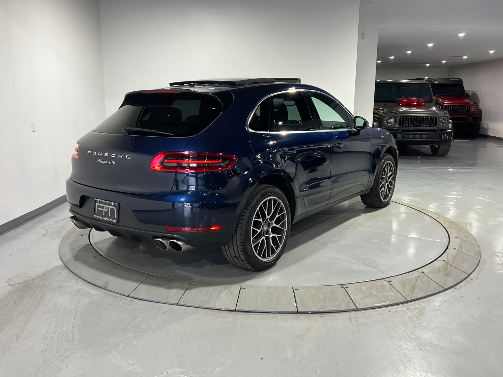 Used 2018 Night Blue Metallic Porsche Macan S AWD * Salvage Title ...