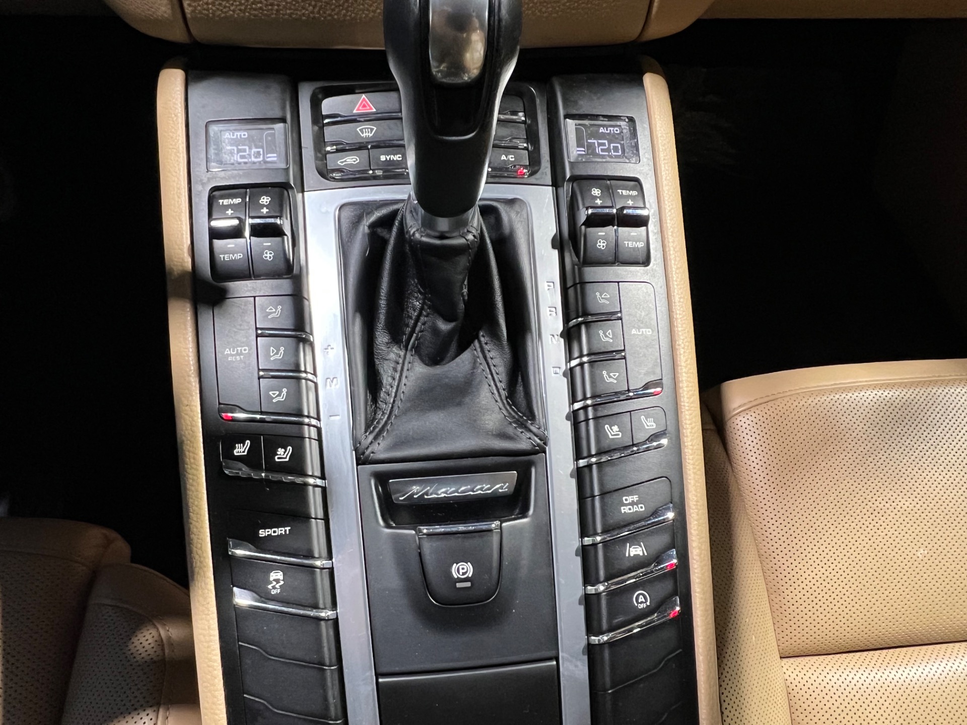 Used 2018 Night Blue Metallic Porsche Macan S AWD * Salvage Title ...