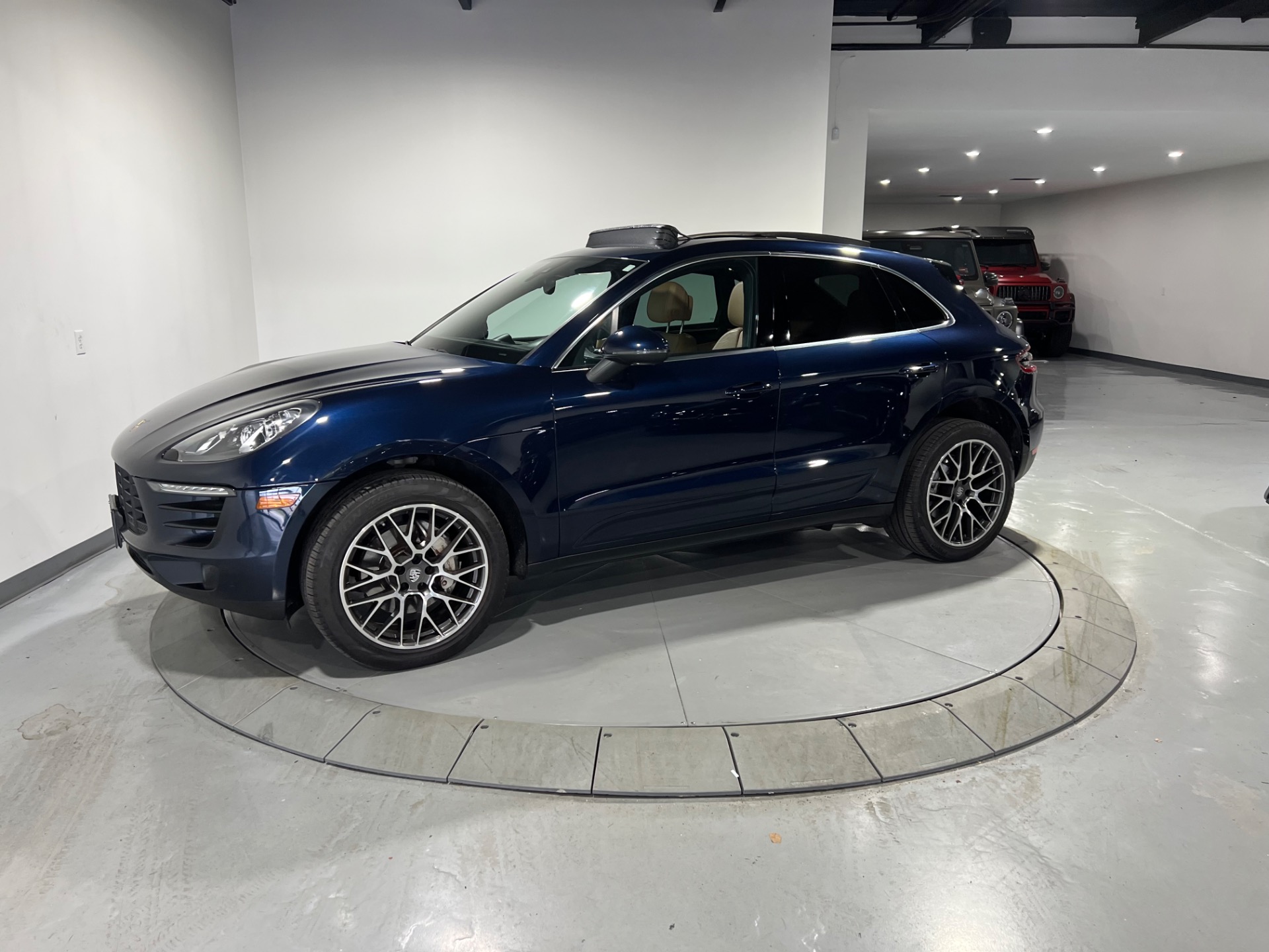 Used 2018 Night Blue Metallic Porsche Macan S AWD * Salvage Title ...