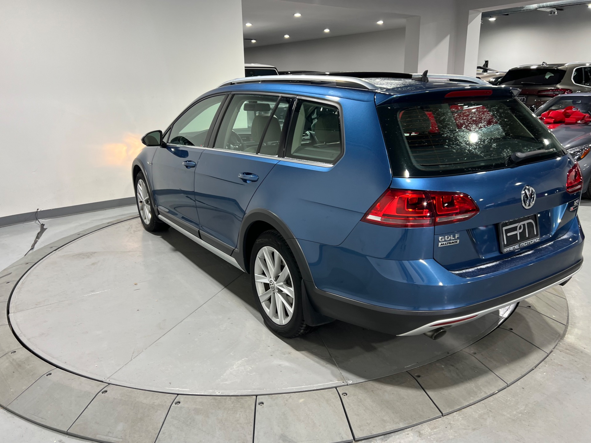 Used 2017 Silk Blue Metallic Volkswagen Golf Alltrack TSI SE 4motion ...