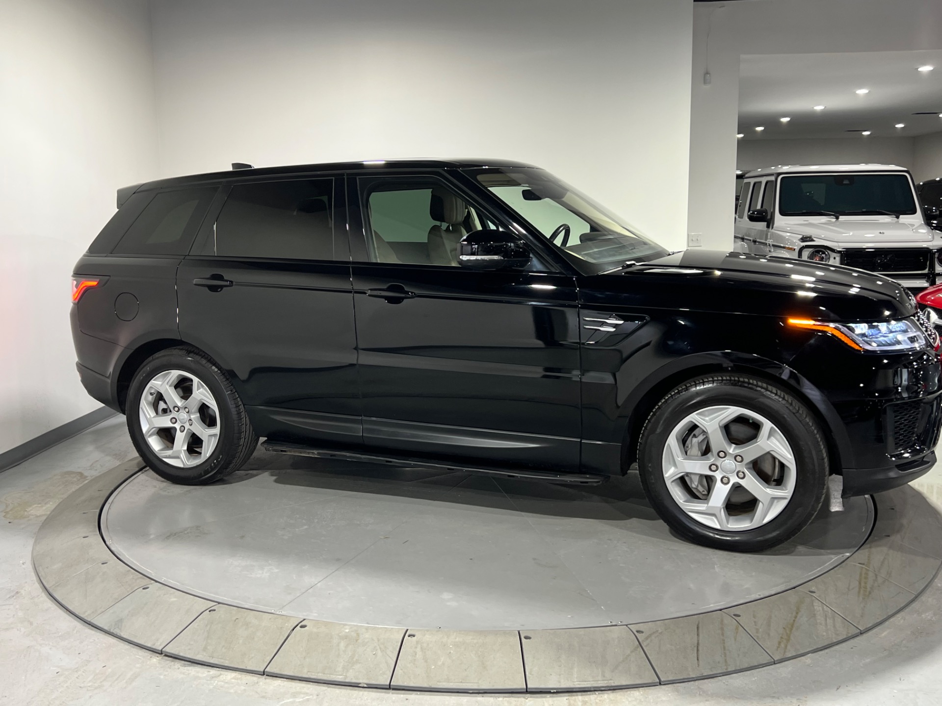 Used 2019 Santorini Black Metallic Land Rover Range Rover Sport AWD SE ...