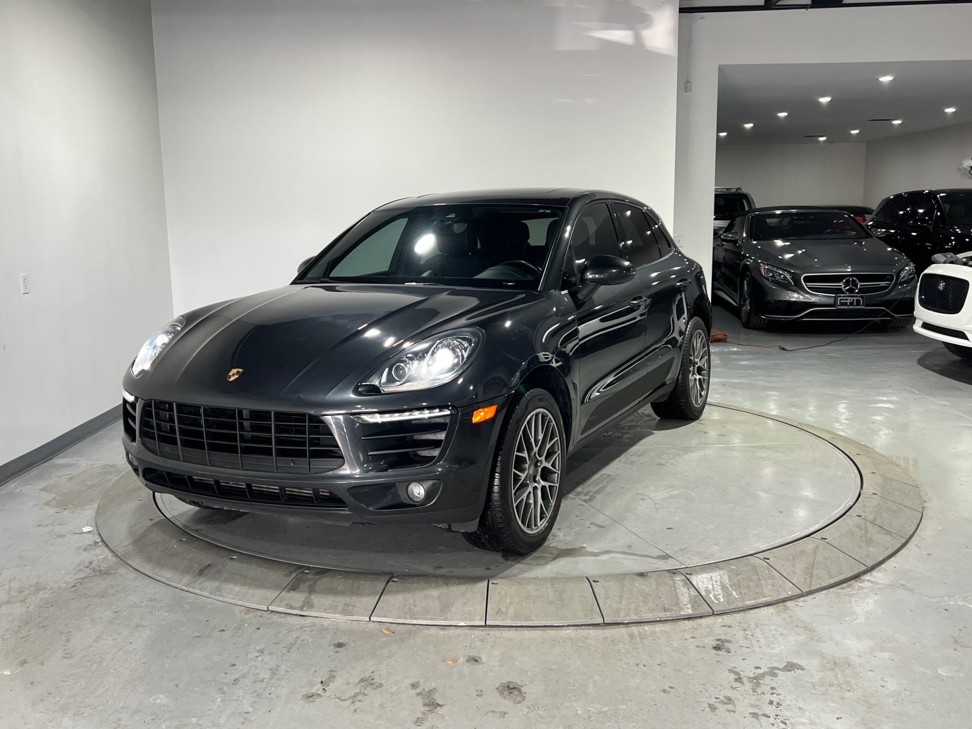 Used 2018 Volcano Grey Metallic Porsche Macan AWD For Sale (Sold ...
