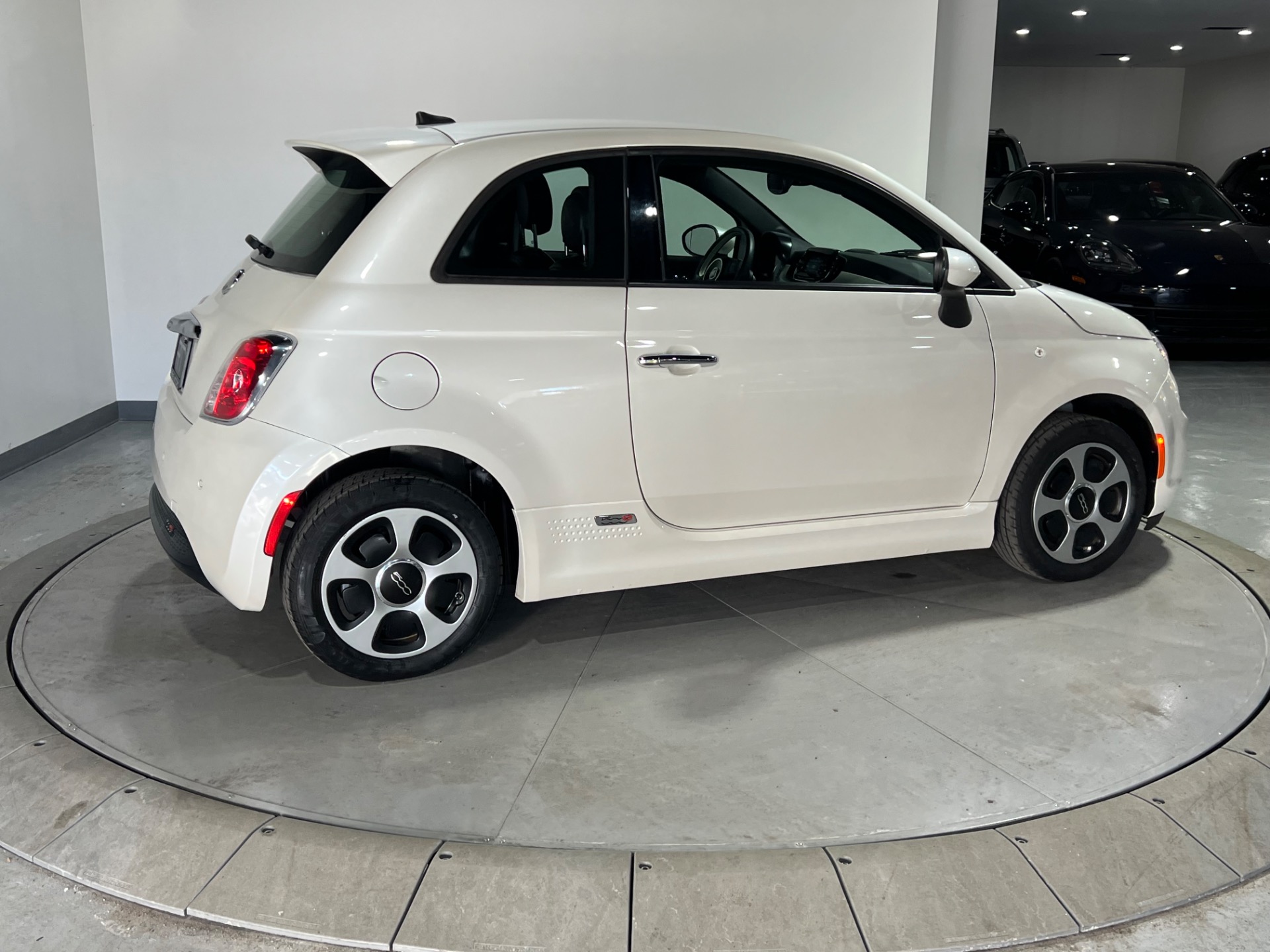 Used 2017 Bianco Perla Tri-Coat FIAT 500e EV For Sale (Sold) | Prime ...