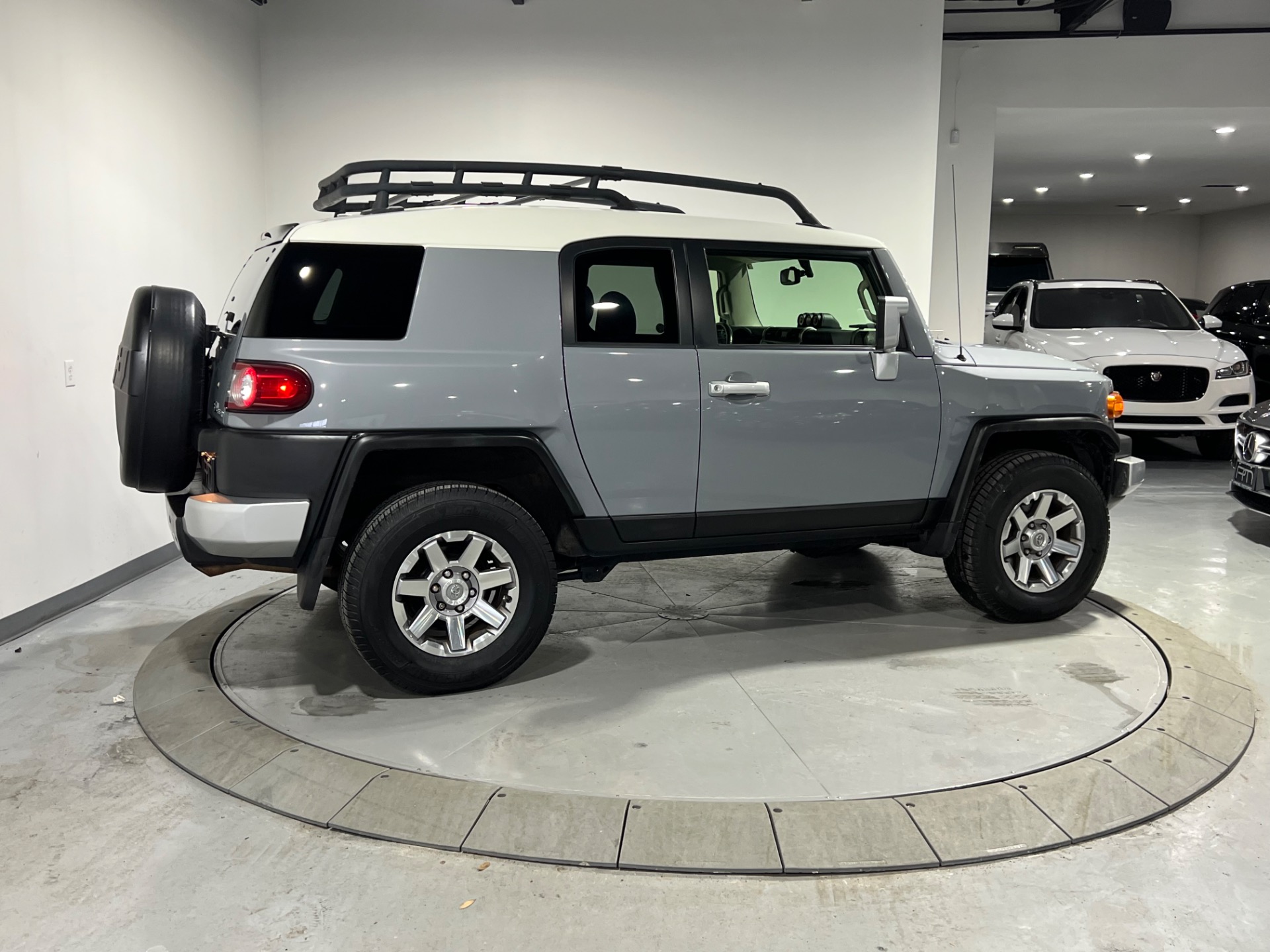 Used 2014 Cement Gray Toyota FJ Cruiser 4x4 For Sale (Sold) | Prime ...