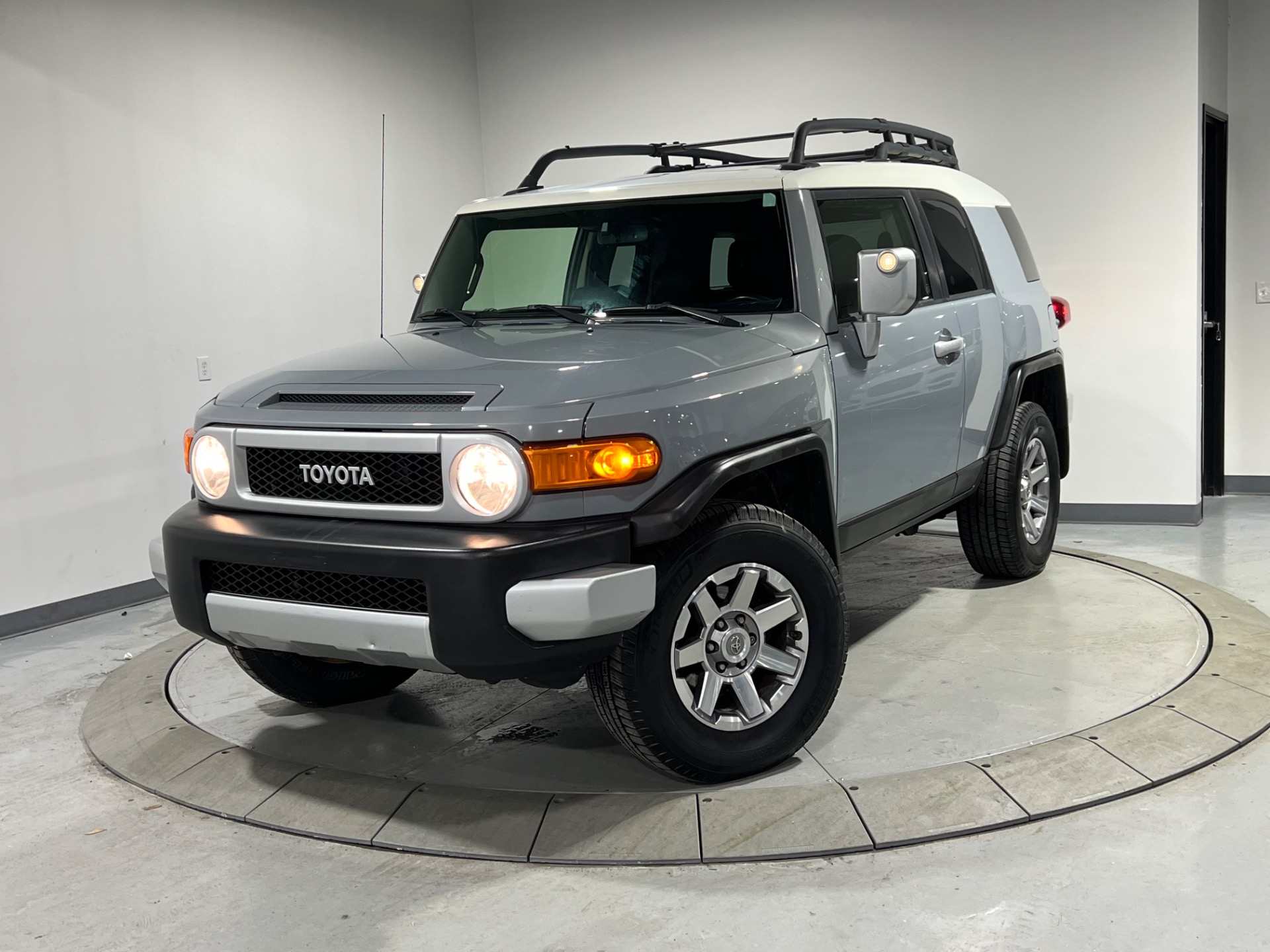 Used 2014 Cement Gray Toyota FJ Cruiser 4x4 For Sale (Sold) | Prime ...