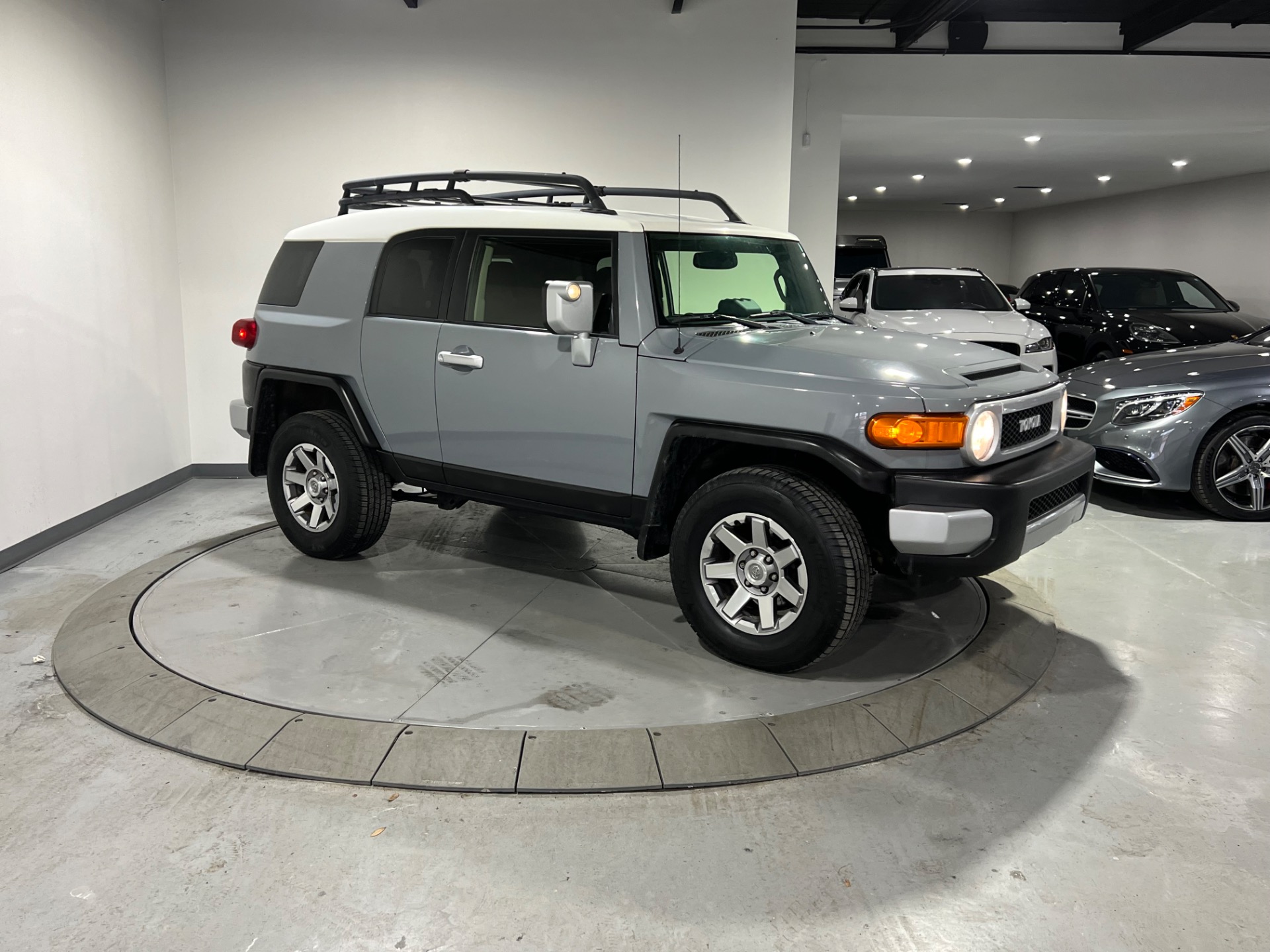 Used 2014 Cement Gray Toyota FJ Cruiser 4x4 For Sale (Sold) | Prime ...
