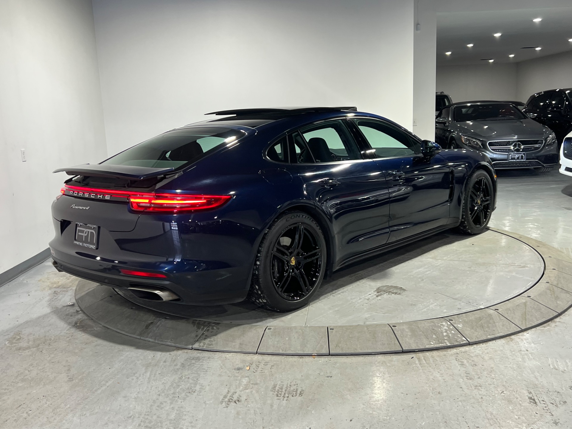 Used 2018 Night Blue Metallic Porsche Panamera 4 AWD 4 For Sale (Sold ...