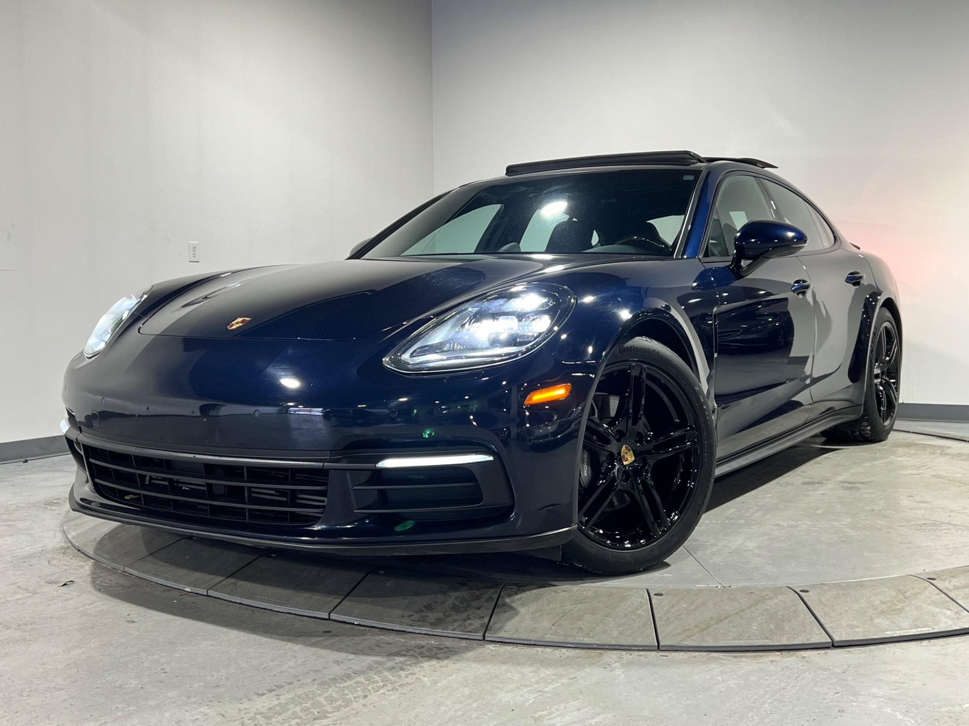 Used 2018 Night Blue Metallic Porsche Panamera 4 AWD 4 For Sale (Sold ...