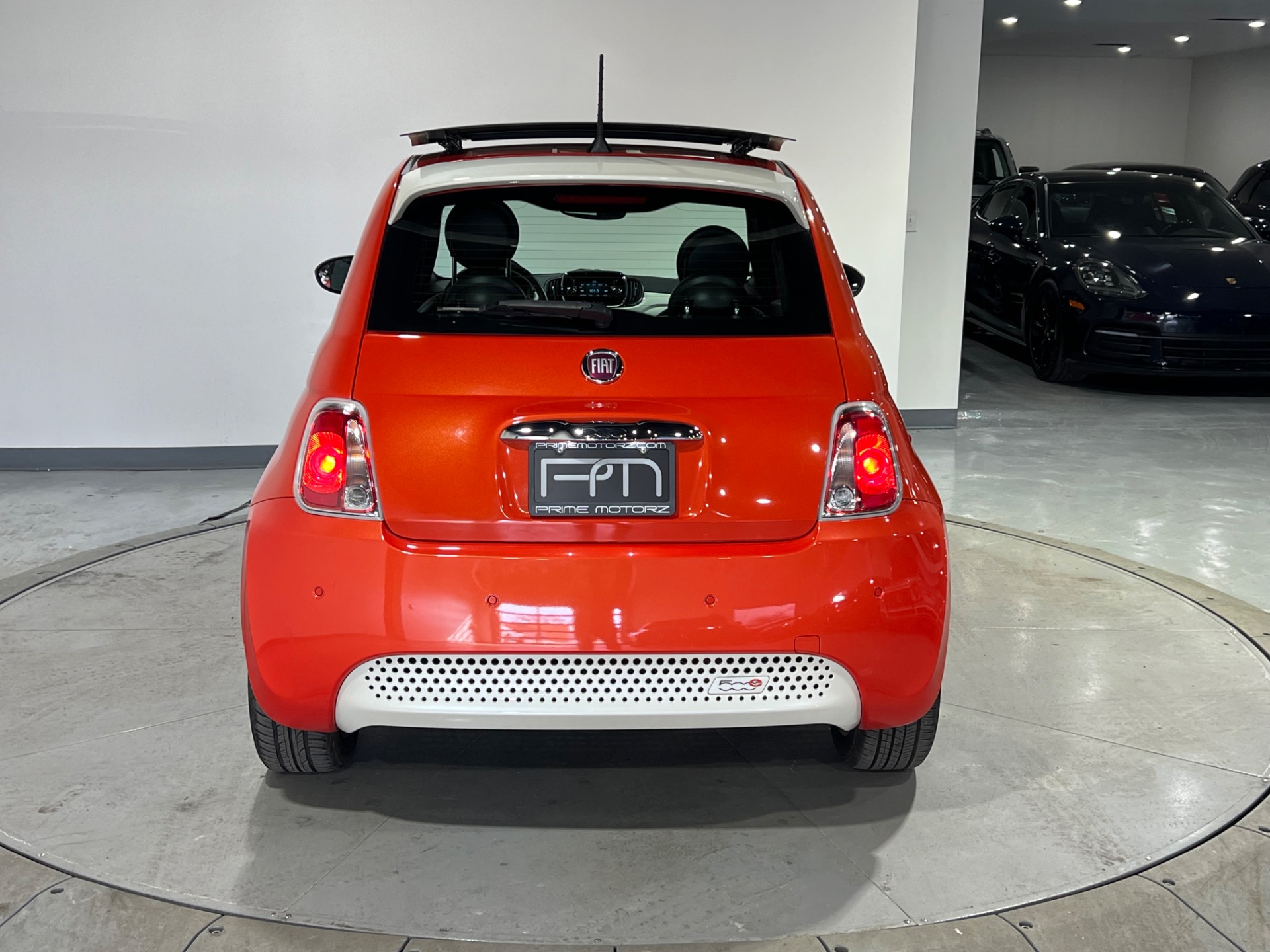 Used 2017 Electric Orange Tri-Coat Pearl Coat FIAT 500e EV For Sale ...