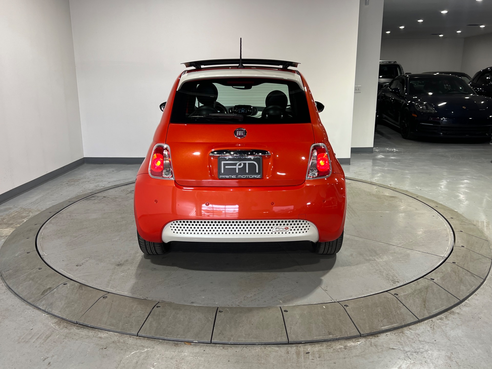 Used 2017 Electric Orange Tri-Coat Pearl Coat FIAT 500e EV For Sale ...