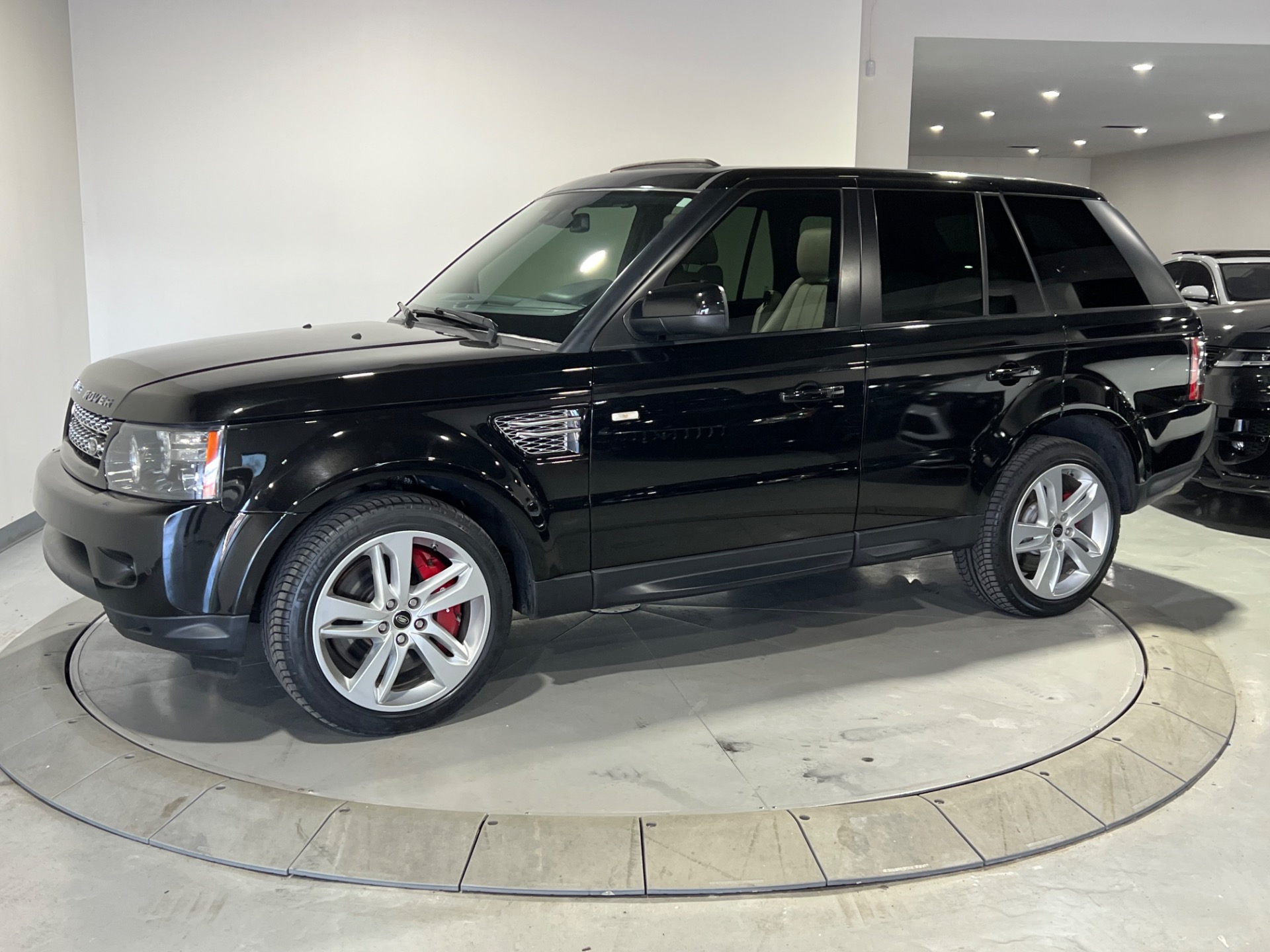 Used 2013 Santorini Black Metallic Land Rover Range Rover Sport ...