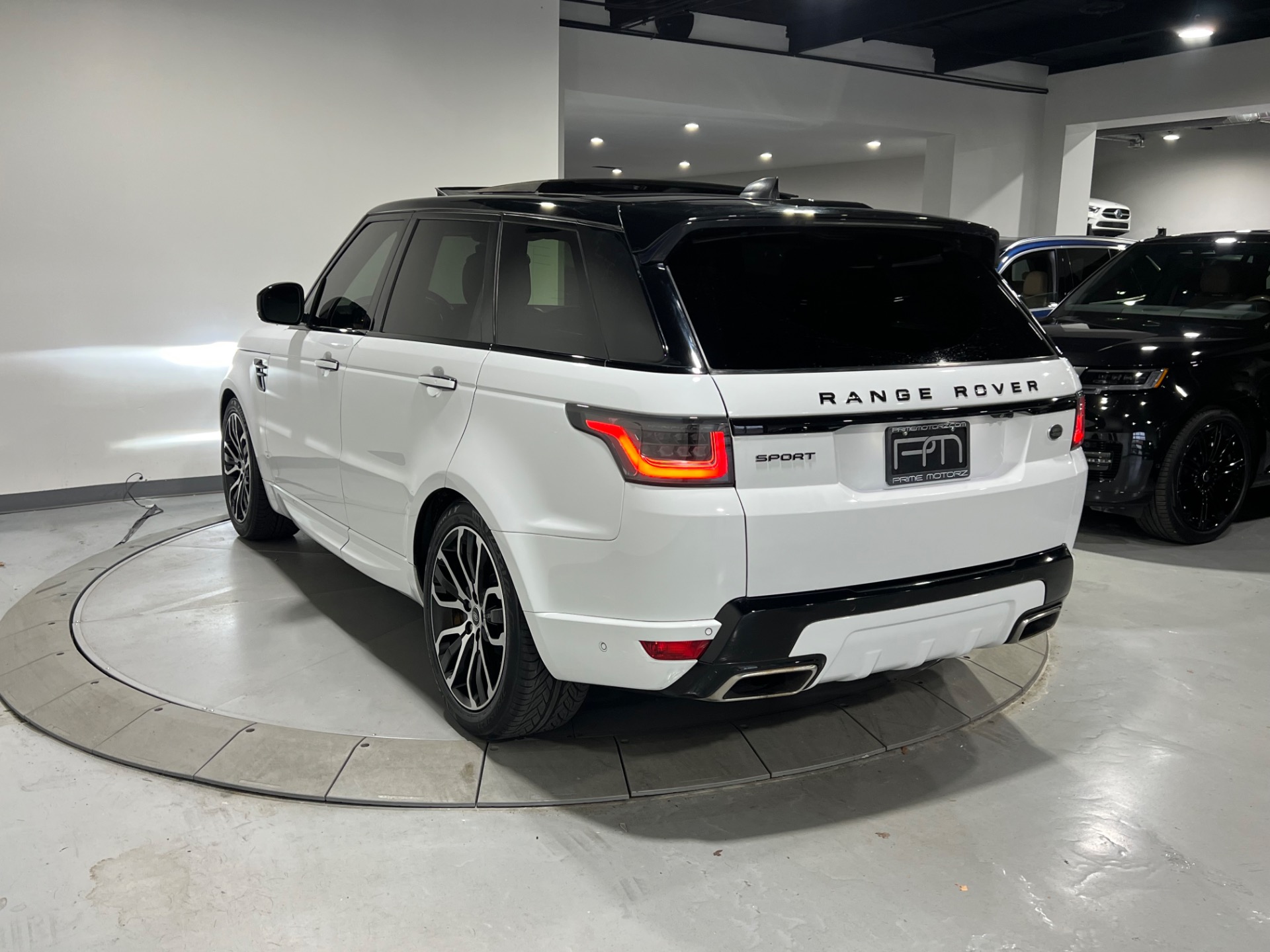 Used 2019 Fuji White Land Rover Range Rover Sport HSE DYNAMIC 4DR SUV ...