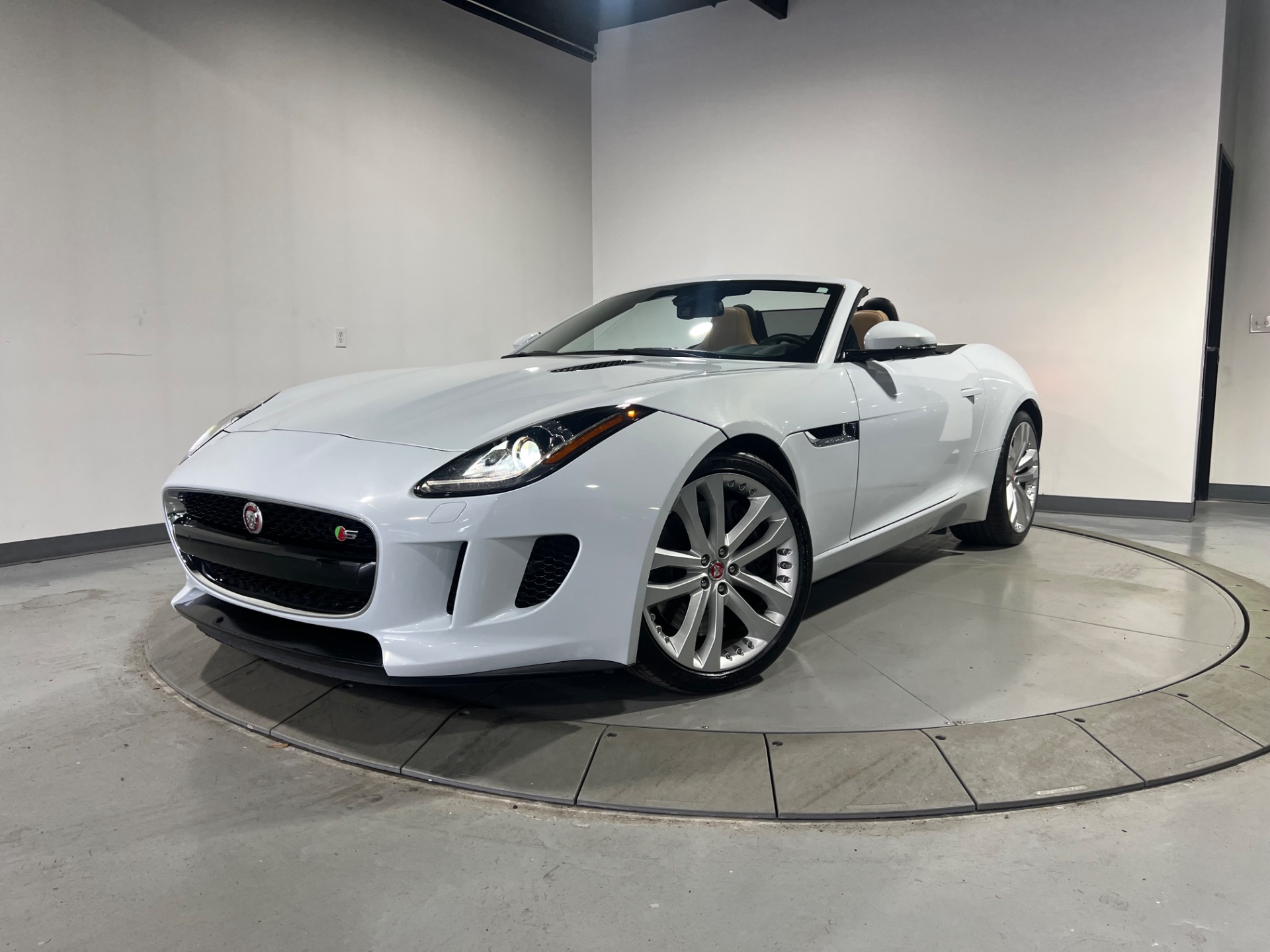 Used 2016 Glacier White Metallic Jaguar F-TYPE S Convertible S For Sale ...