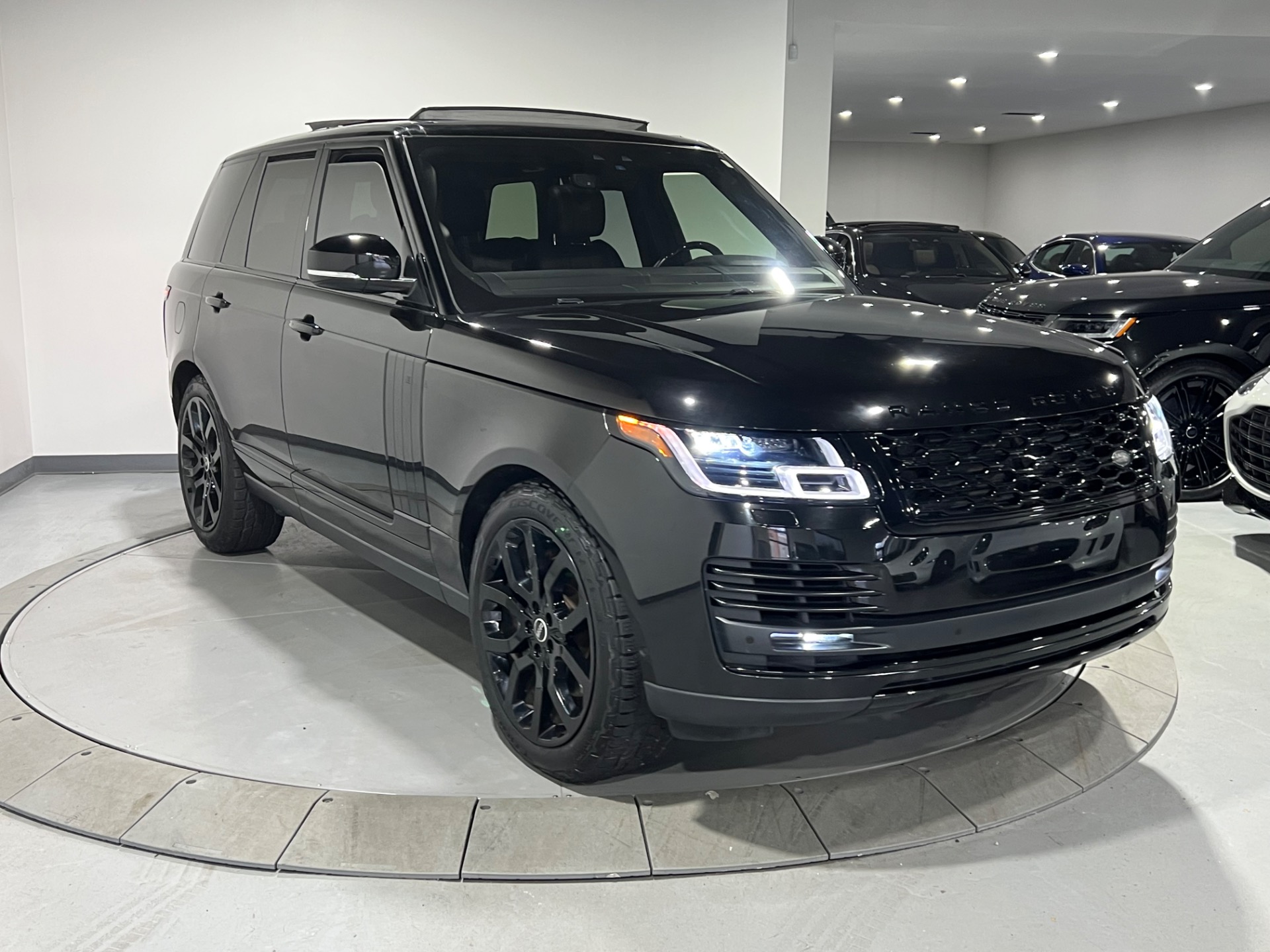 Used 2019 Santorini Black Metallic Land Rover Range Rover HSE AWD HSE ...