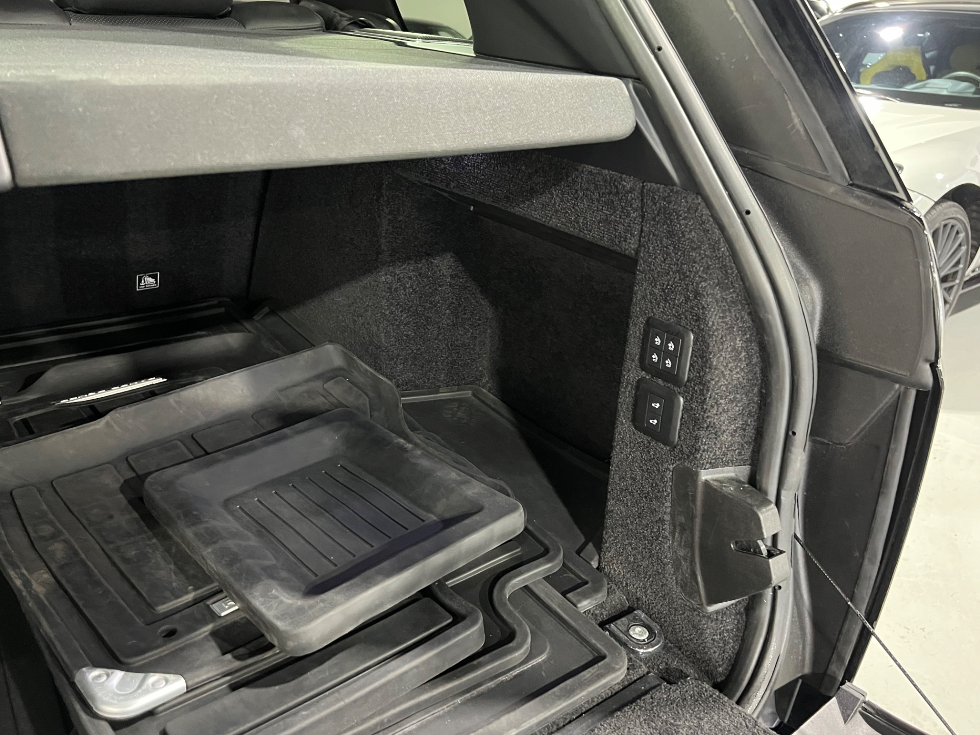 Used 2019 Santorini Black Metallic Land Rover Range Rover HSE AWD HSE ...