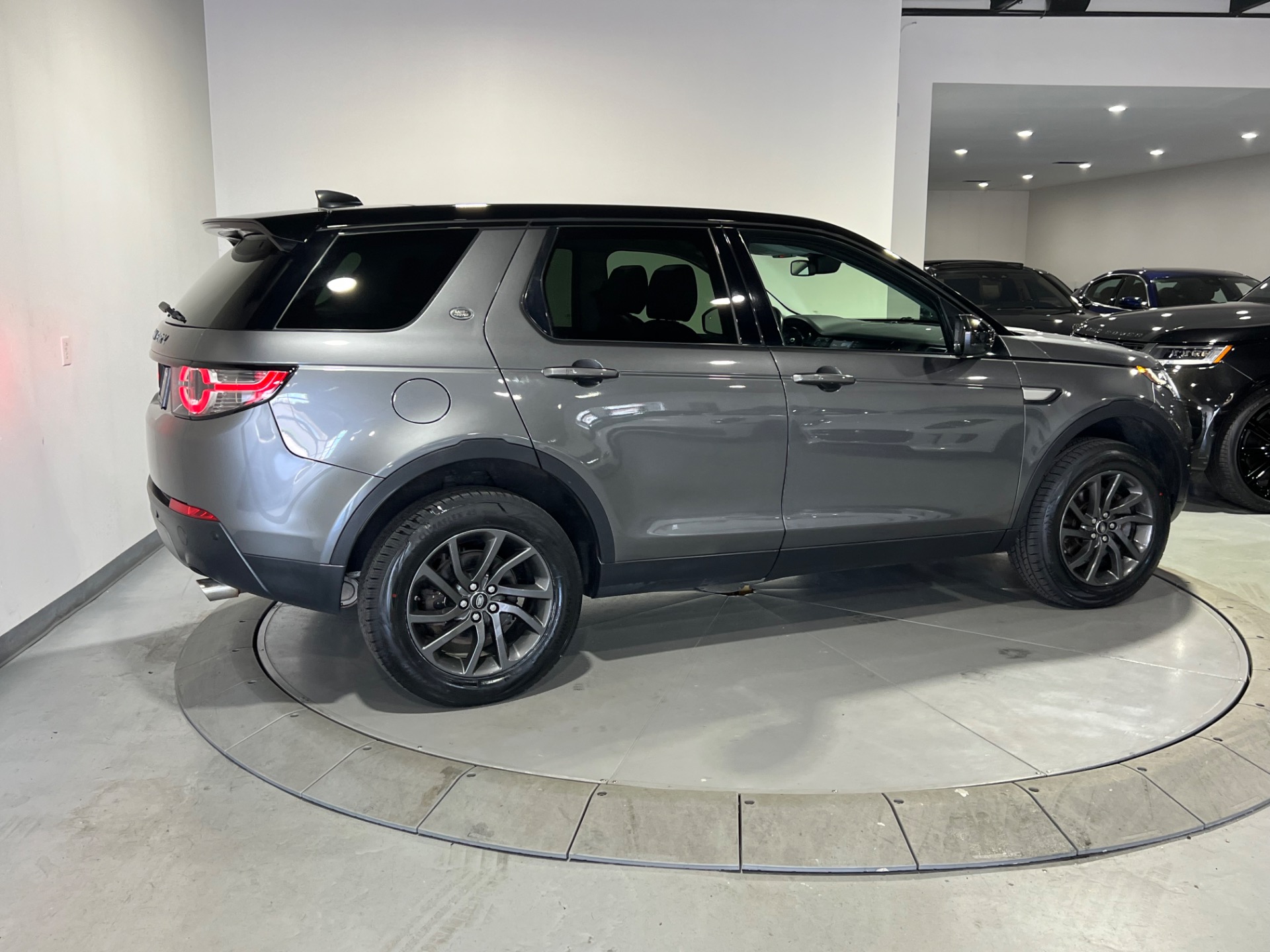 Used 2019 Corris Grey Metallic Land Rover Discovery Sport HSE 4DR SUV ...