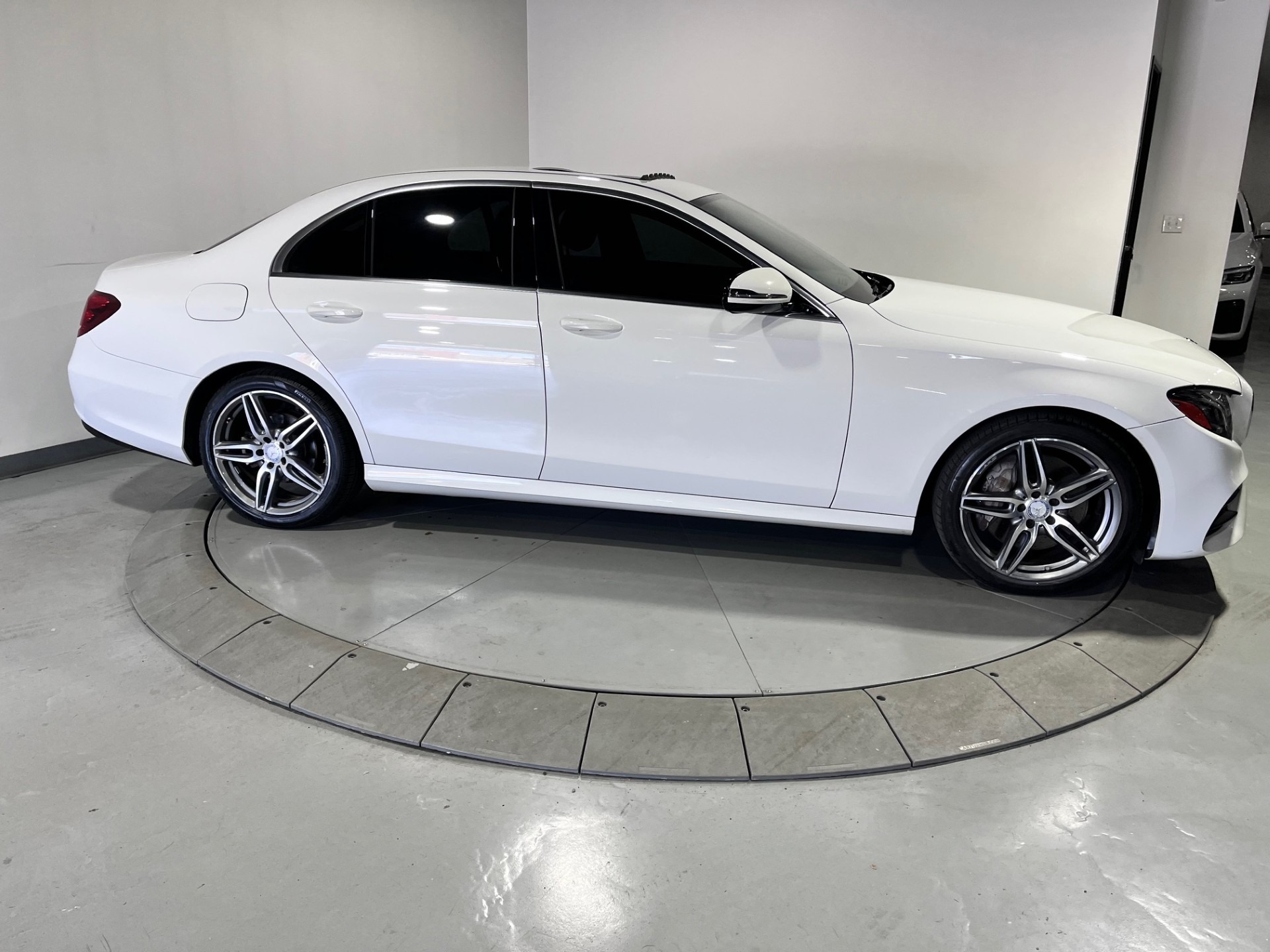 Used 2017 Polar White Mercedes-Benz E-Class E300 4MATIC AWD E 300 ...