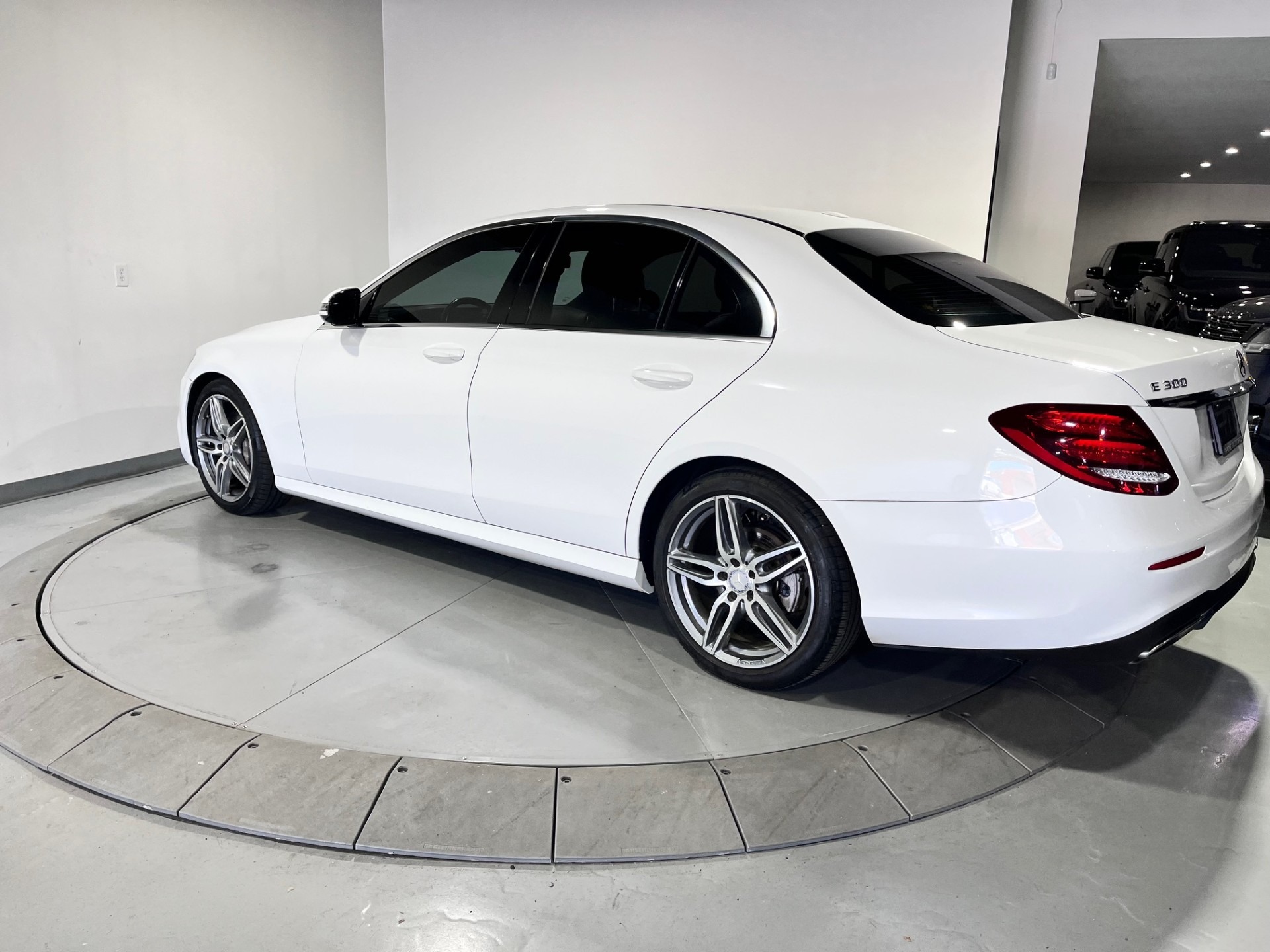 Used 2017 Polar White Mercedes-Benz E-Class E300 4MATIC AWD E 300 ...