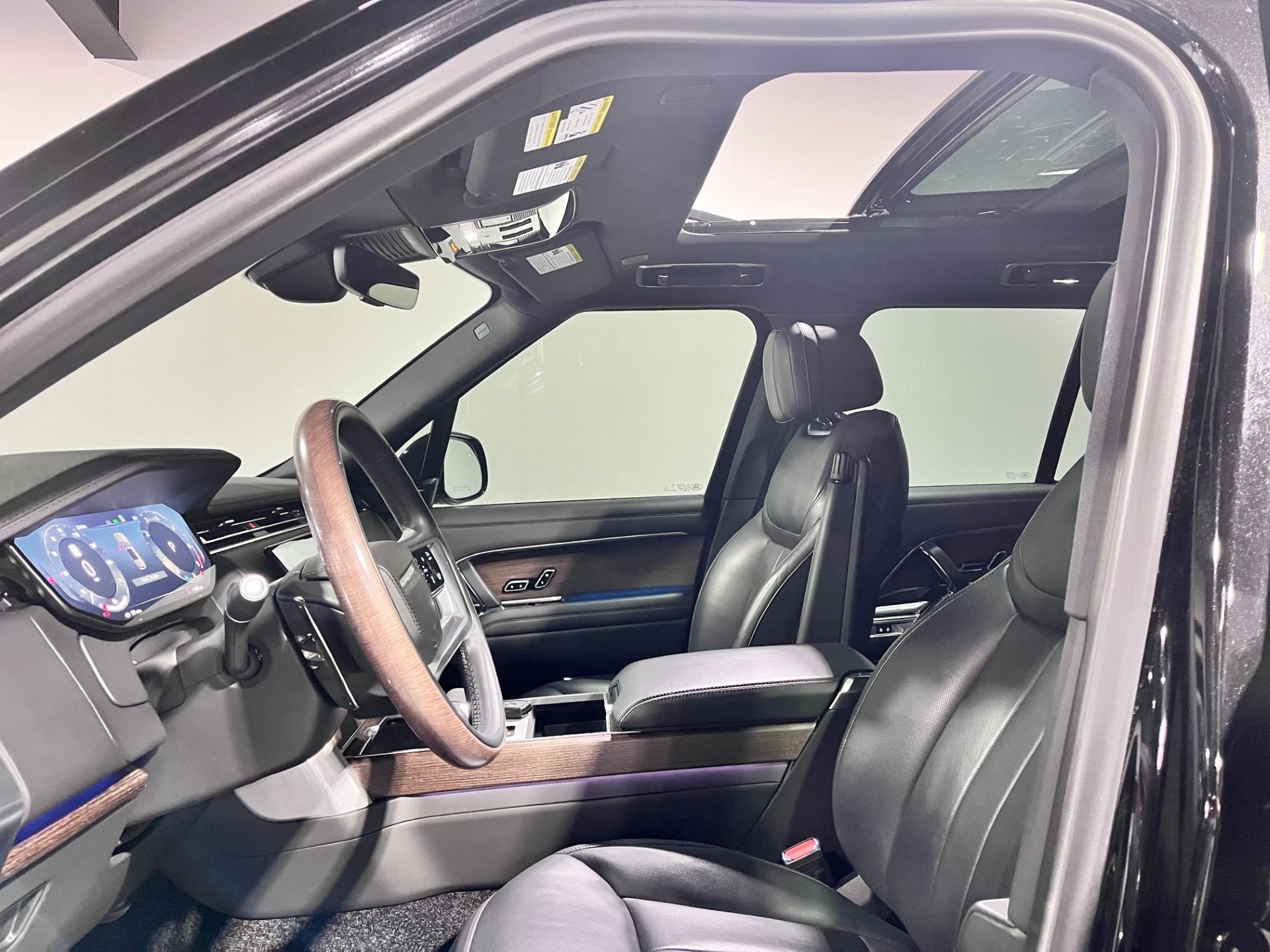 Used 2024 Santorini Black Metallic Land Rover Range Rover P400 AWD P400 ...