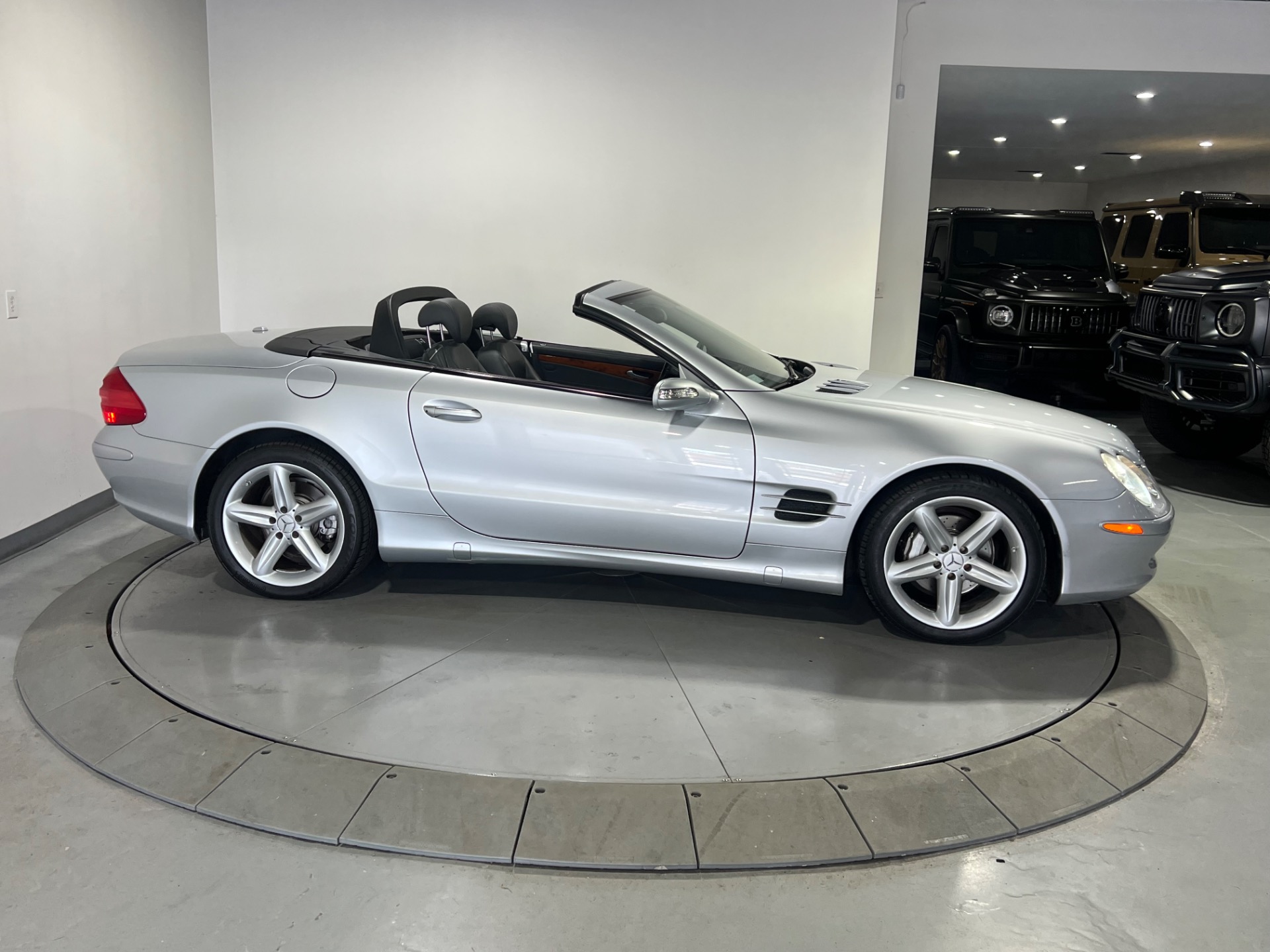 Used 2006 Diamond Silver Metallic Mercedes-Benz SL-Class SL500 2DR ...