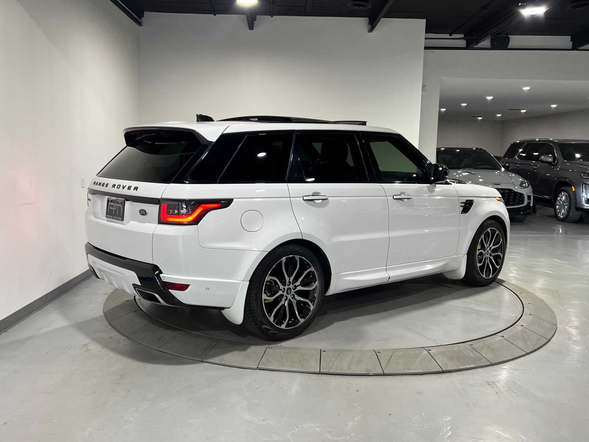 Used 2019 Fuji White Land Rover Range Rover Sport HSE Dynamic AWD HSE ...