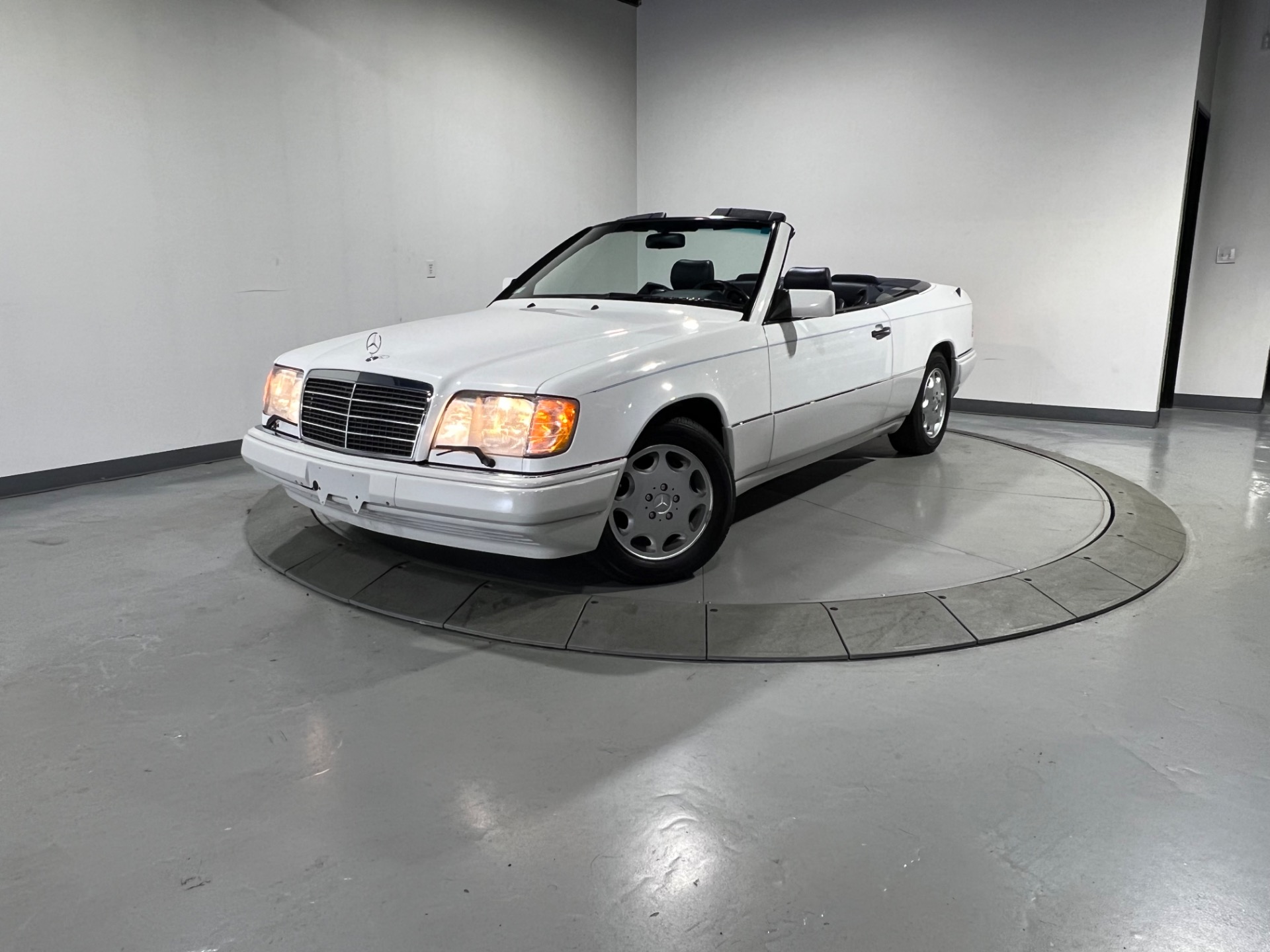 Used 1994 Polar White Mercedes-Benz E-Class E320 CONVERTIBLE E 320 For ...