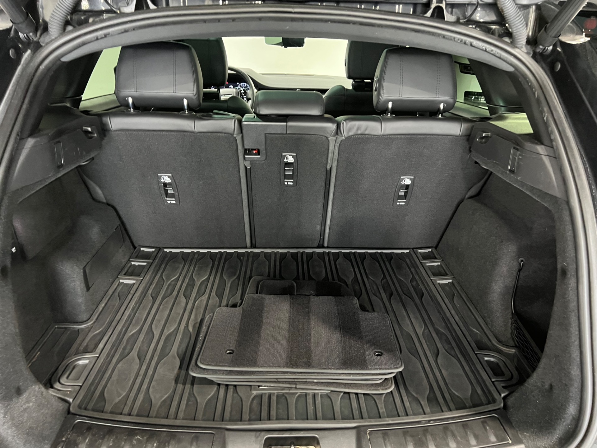 Used 2020 Santorini Black Metallic Land Rover Range Rover Evoque SE AWD ...