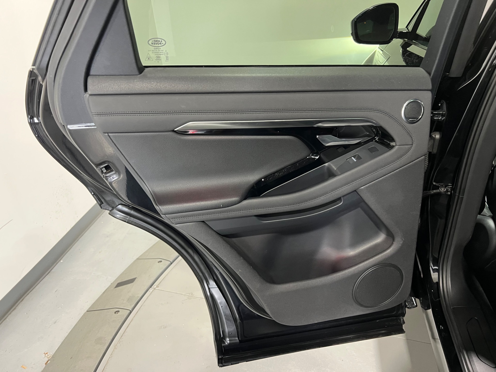 Used 2020 Santorini Black Metallic Land Rover Range Rover Evoque SE AWD ...