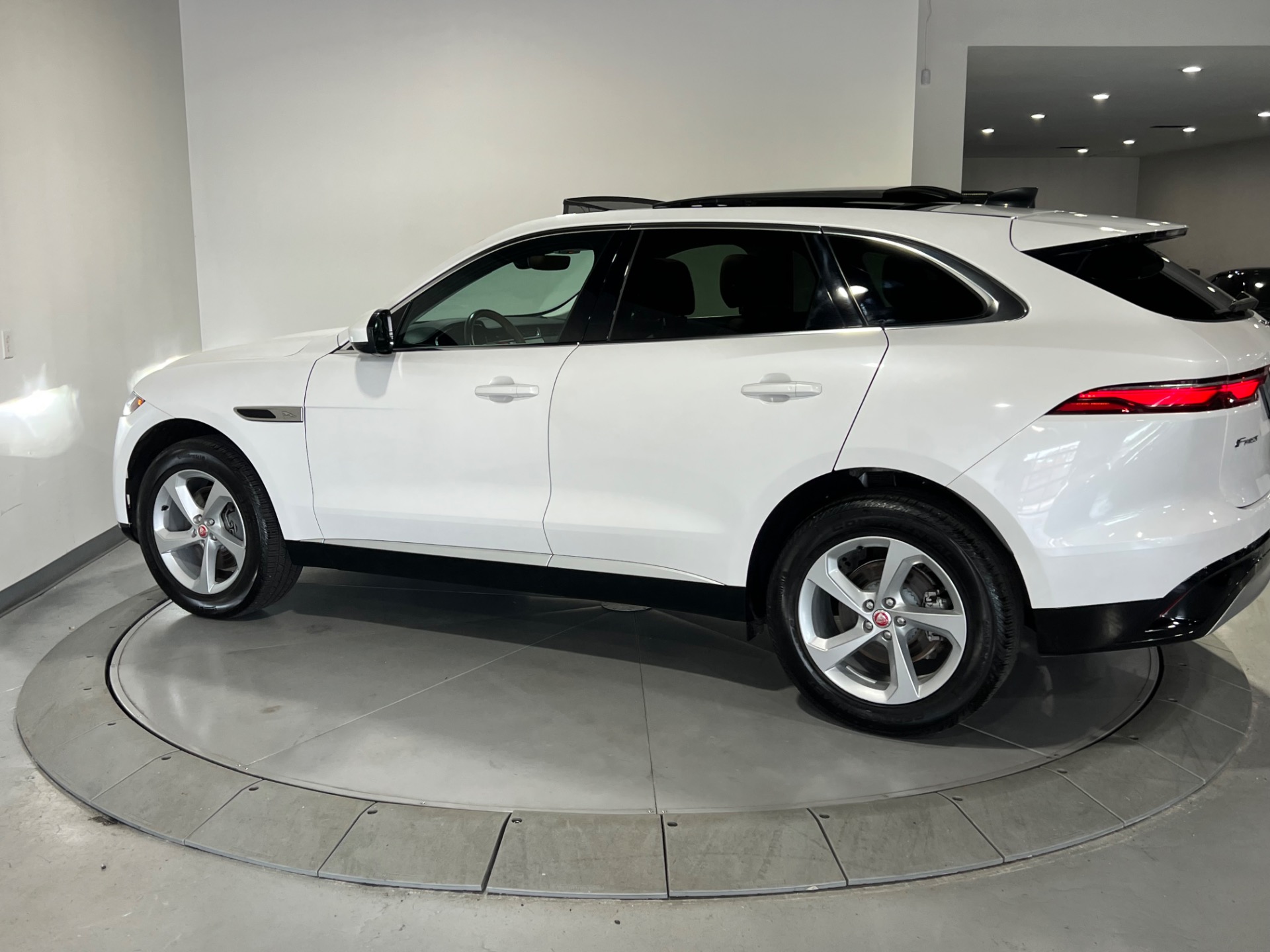 Used 2023 Ostuni Pearl White Metallic Jaguar F-PACE P250 S AWD P250 S ...