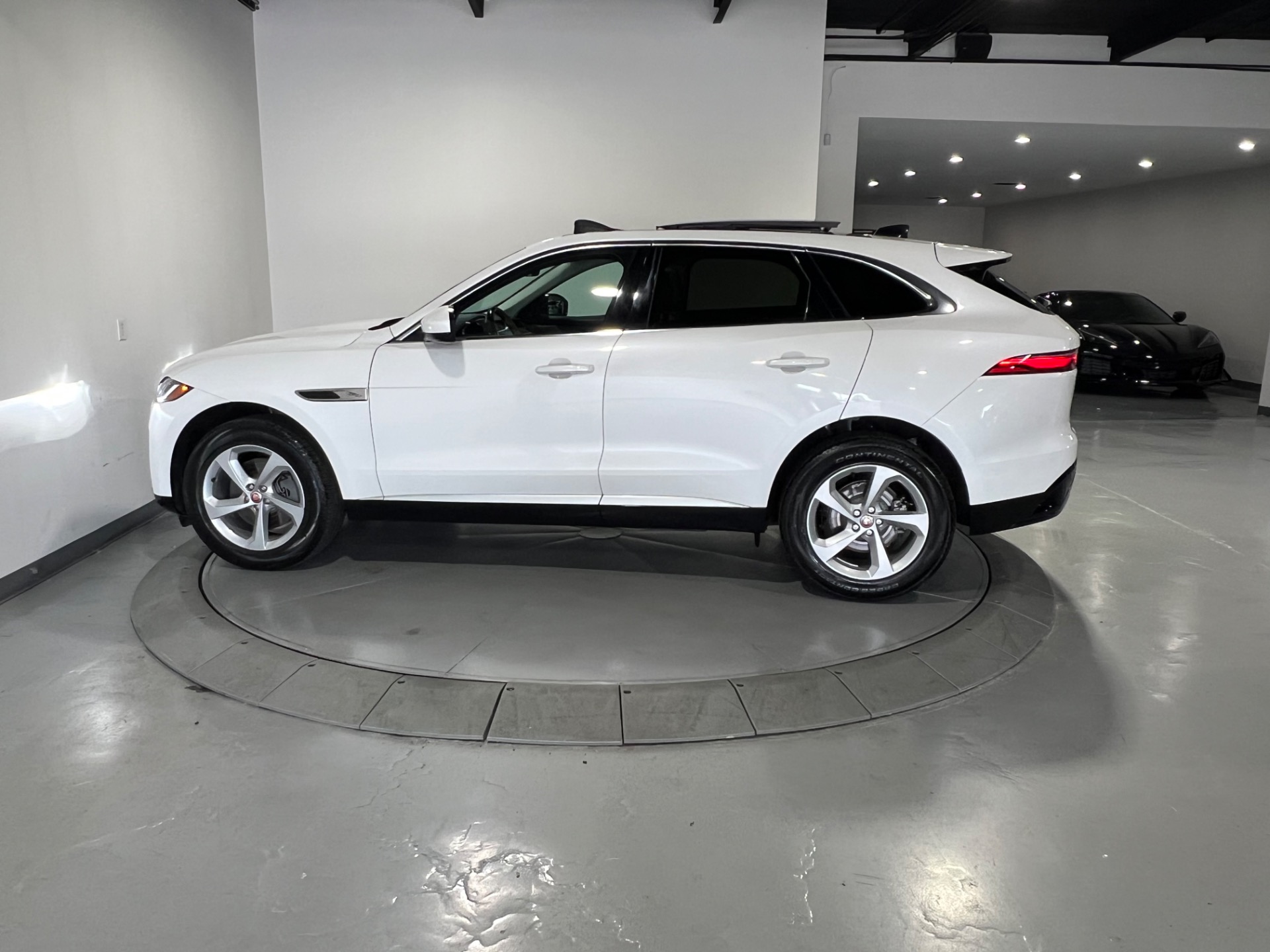 Used 2023 Ostuni Pearl White Metallic Jaguar F-PACE P250 S AWD P250 S ...