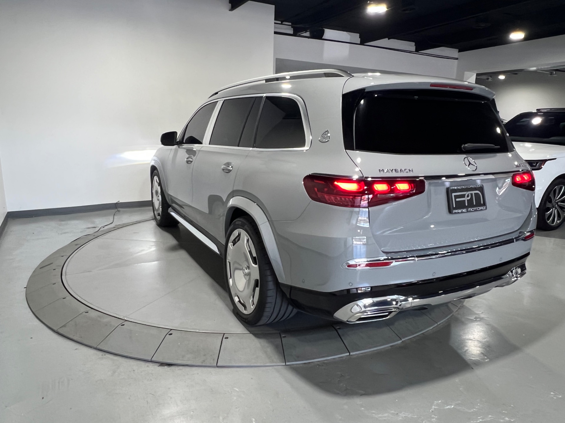 Used 2025 MANUFAKTUR Alpine Grey Mercedes-Benz GLS 600 MAYBACH 4MATIC ...