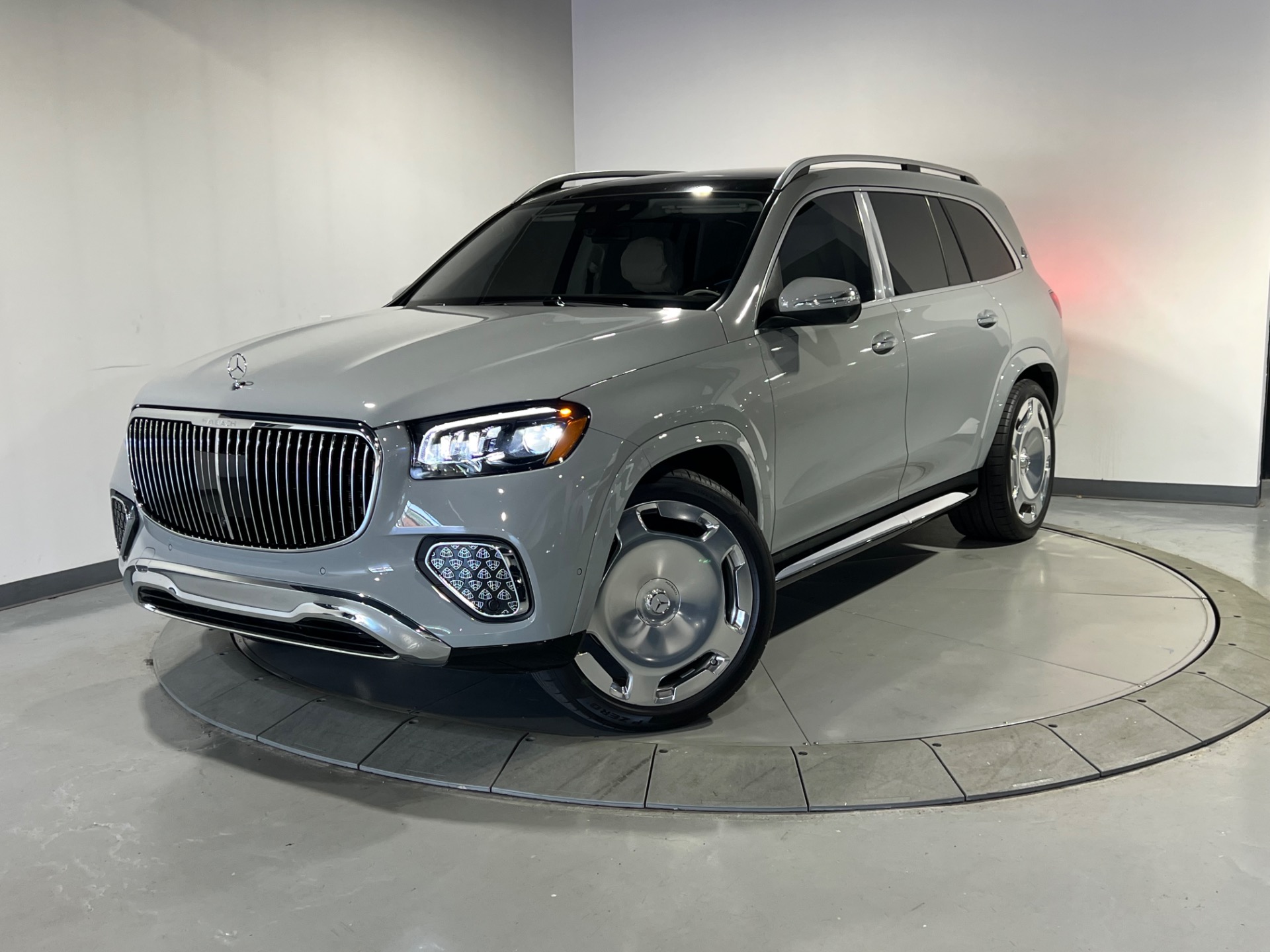 Used 2025 MANUFAKTUR Alpine Grey Mercedes-Benz GLS 600 MAYBACH 4MATIC ...